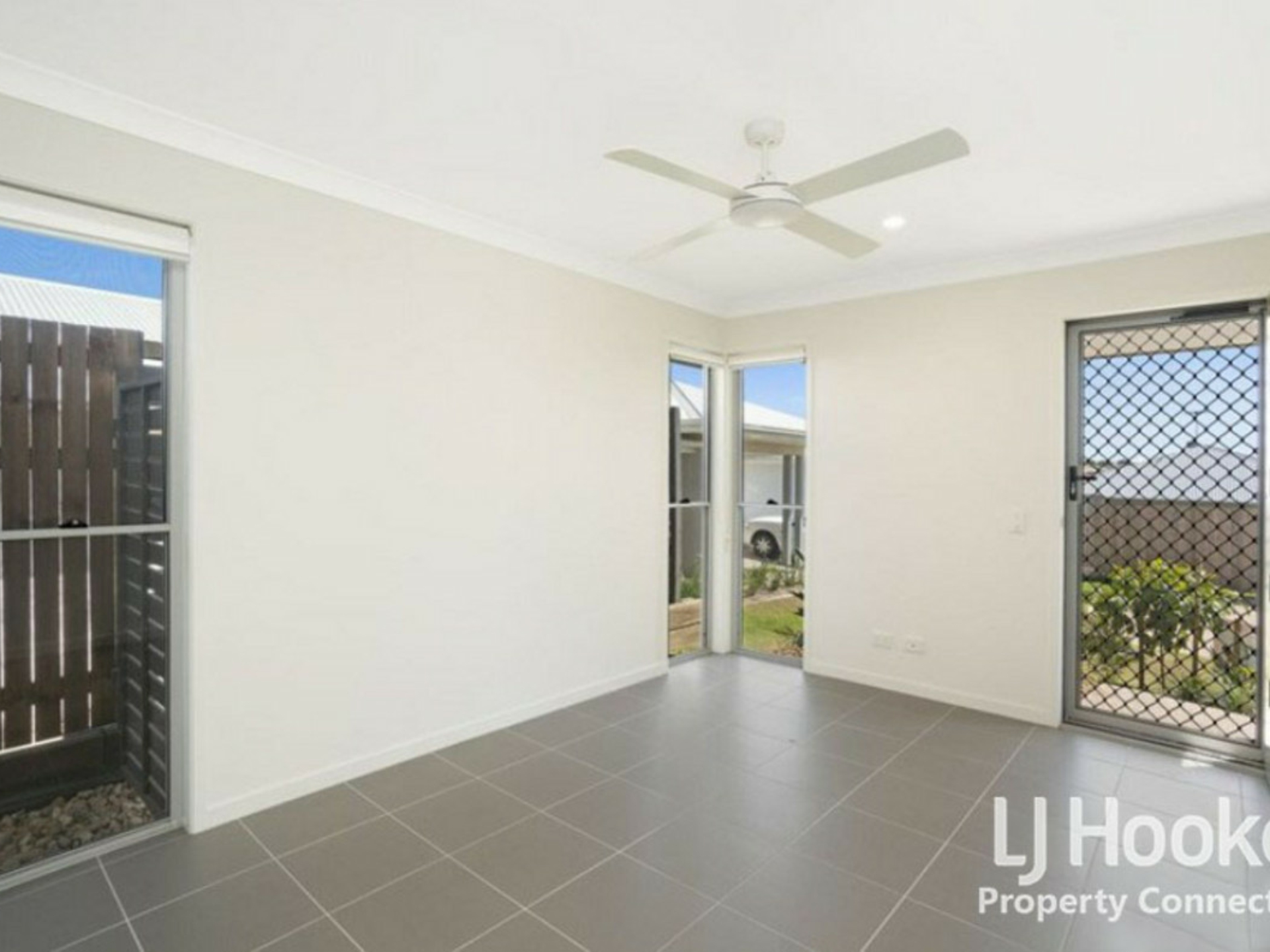 10 Gardenia Circuit Dakabin QLD - Property Details - LJ Hooker