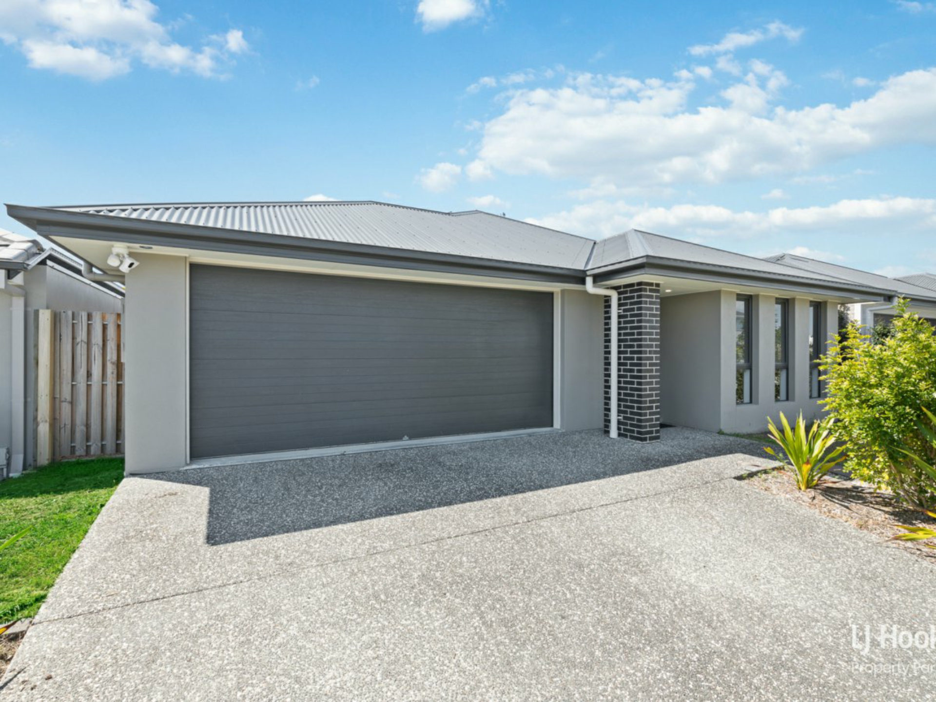 16 Reuben Boulevard Logan Reserve QLD - Property Details - LJ Hooker