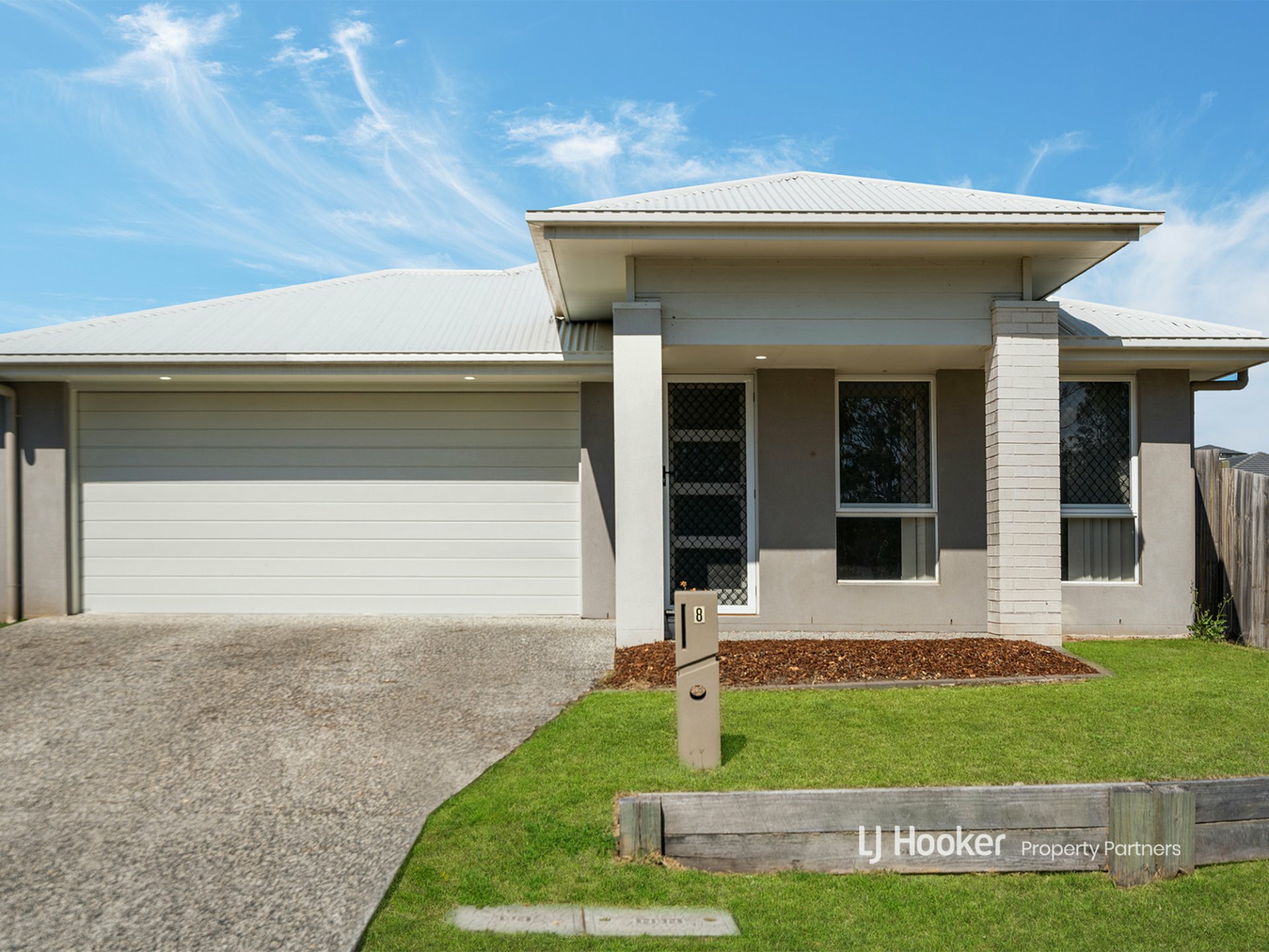 8 Sabine Circuit Holmview QLD - Property Details - LJ Hooker