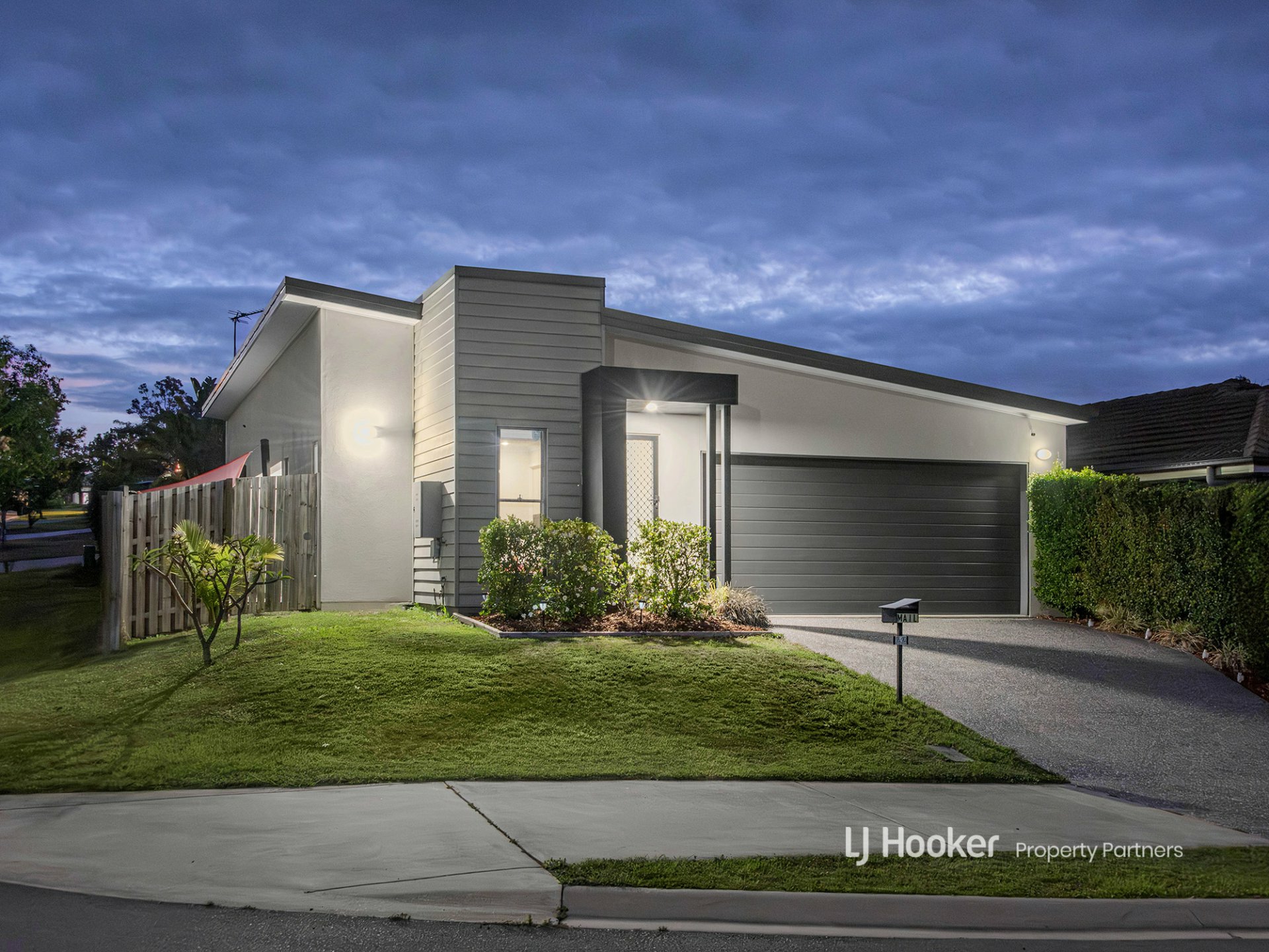 22 Mount Huntley Street Park Ridge QLD - House for Sale - LJ Hooker