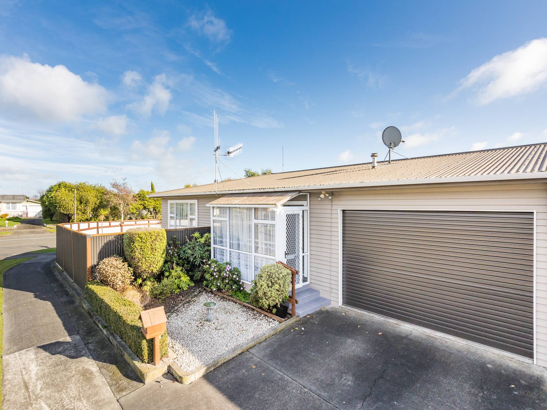 46 Abraham Crescent Milson - Property Details - LJ Hooker