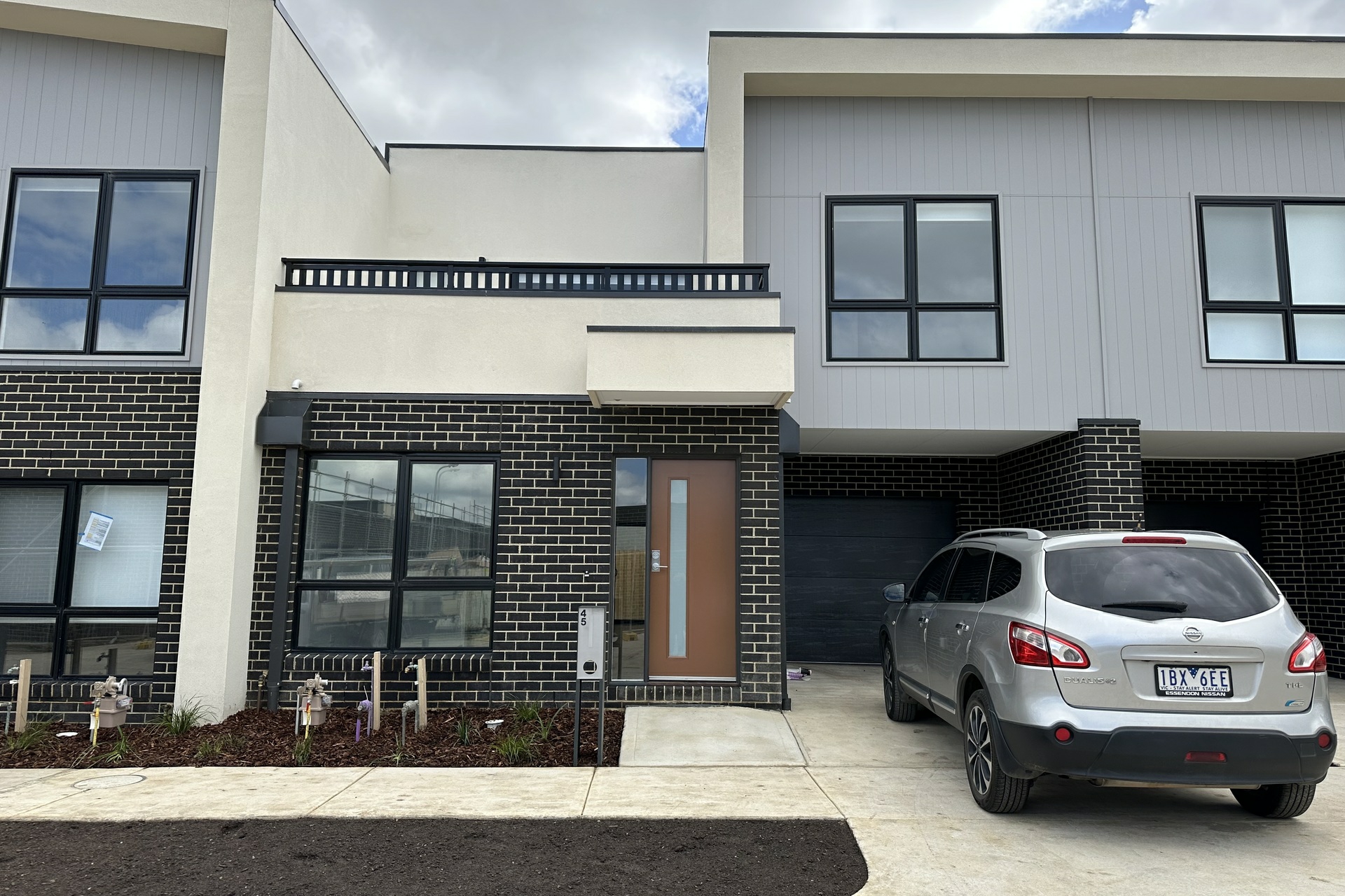 45 Fusion Circuit Cranbourne West VIC - Property Details - LJ Hooker