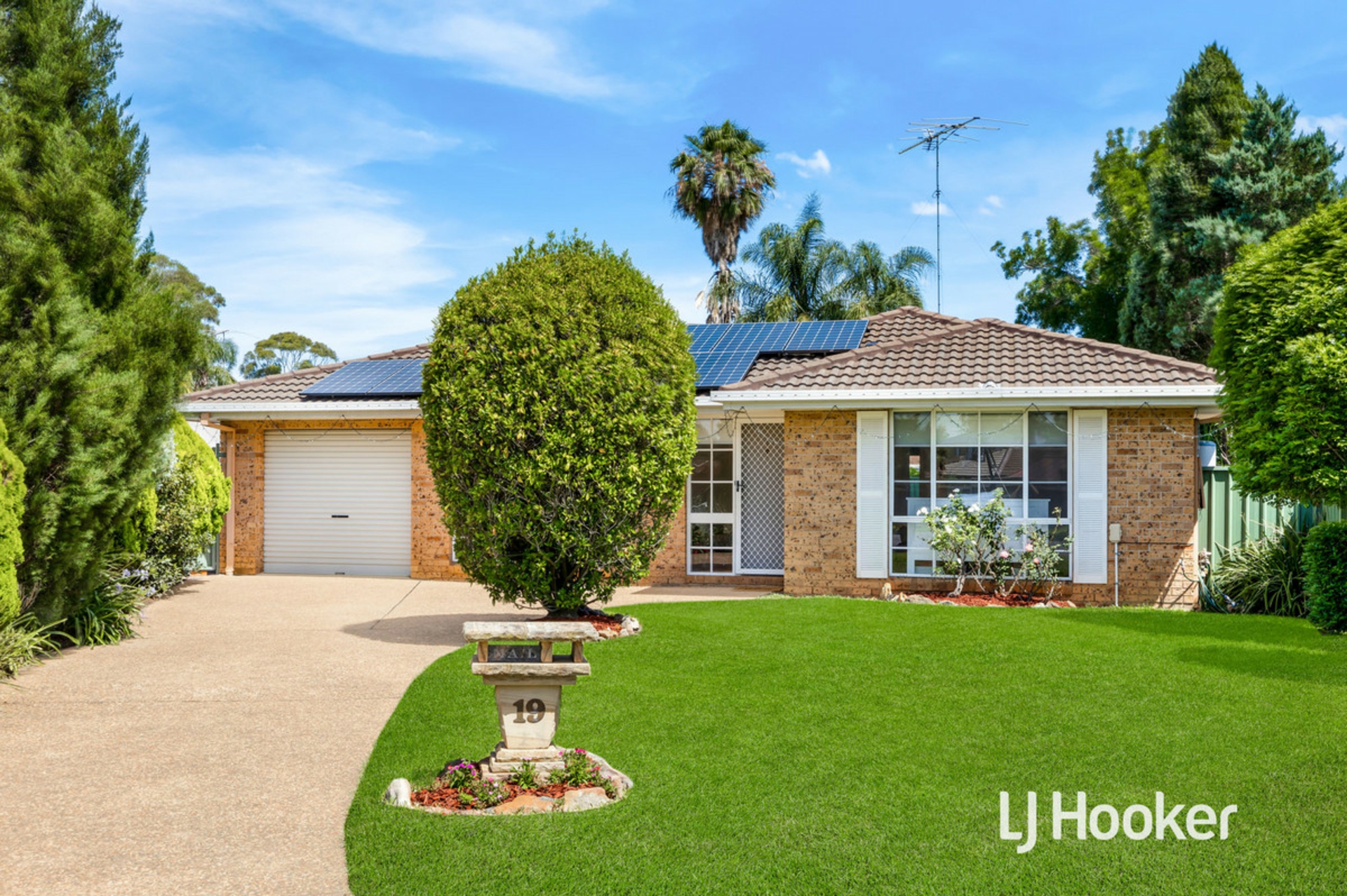19 Scotney Place Quakers Hill NSW - Property Details - LJ Hooker