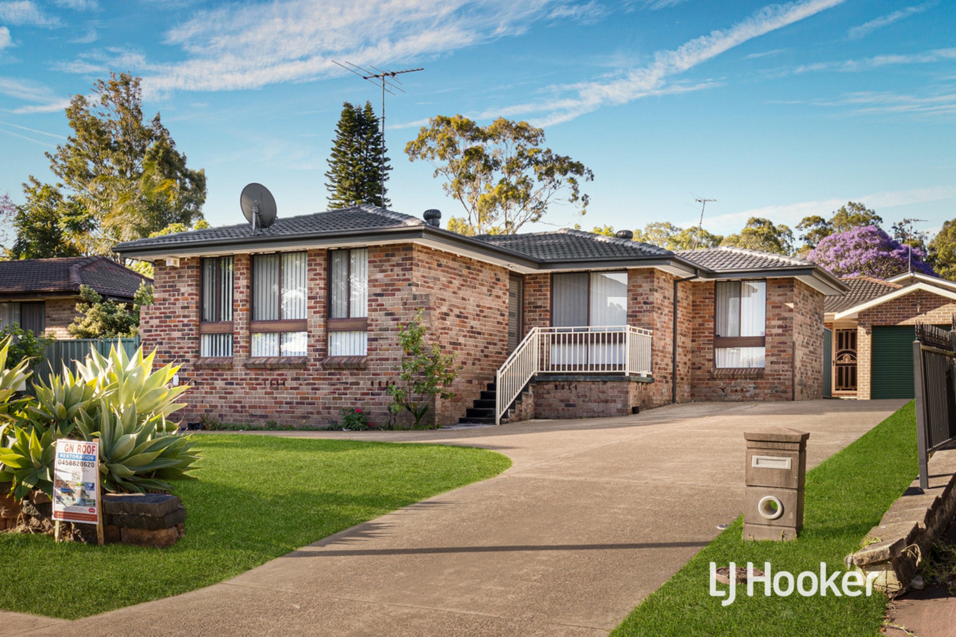 136 James Cook Drive Kings Langley NSW - Property Details - LJ Hooker