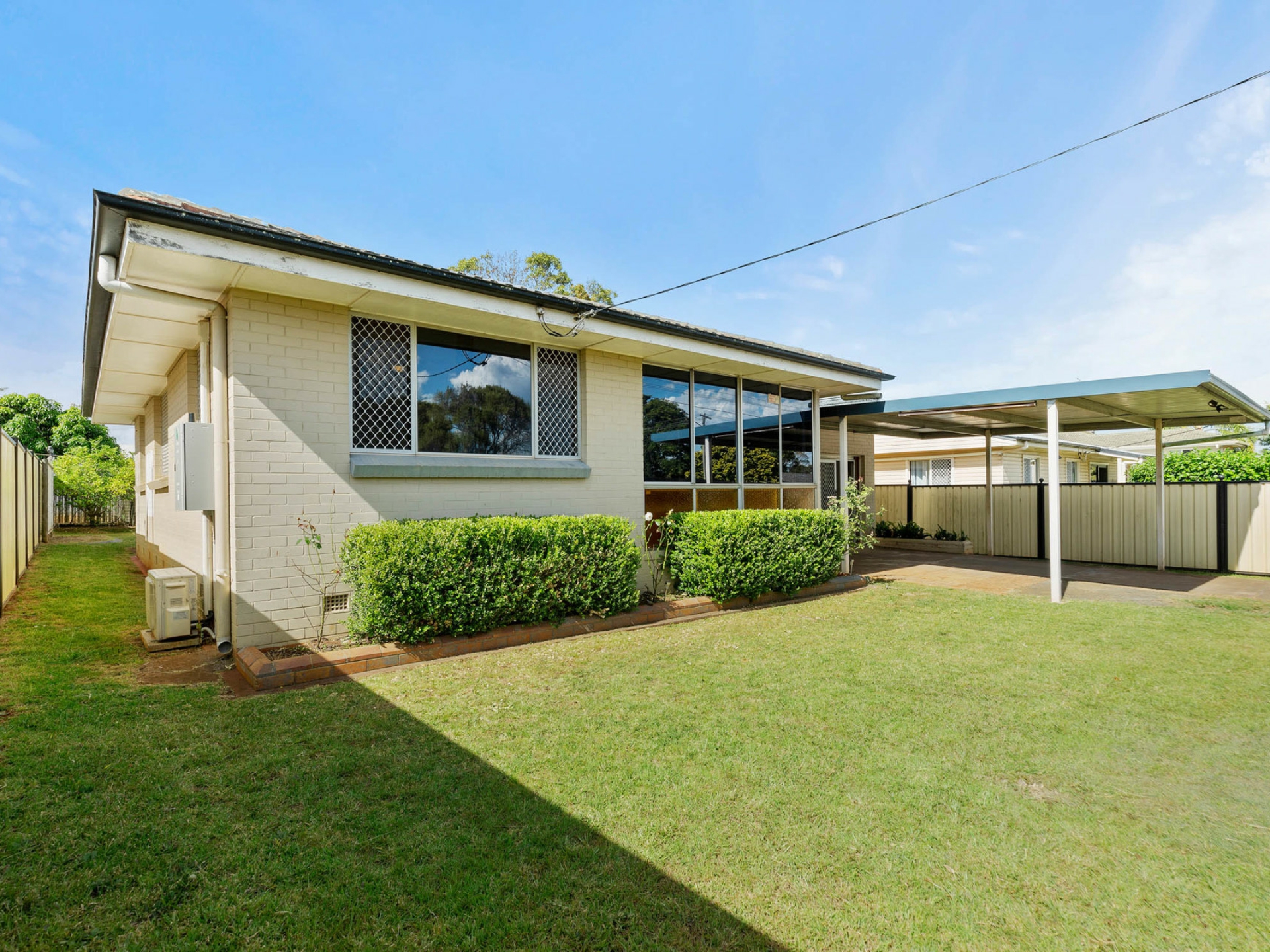 15 Quelch Street Rockville QLD - Property Details - LJ Hooker