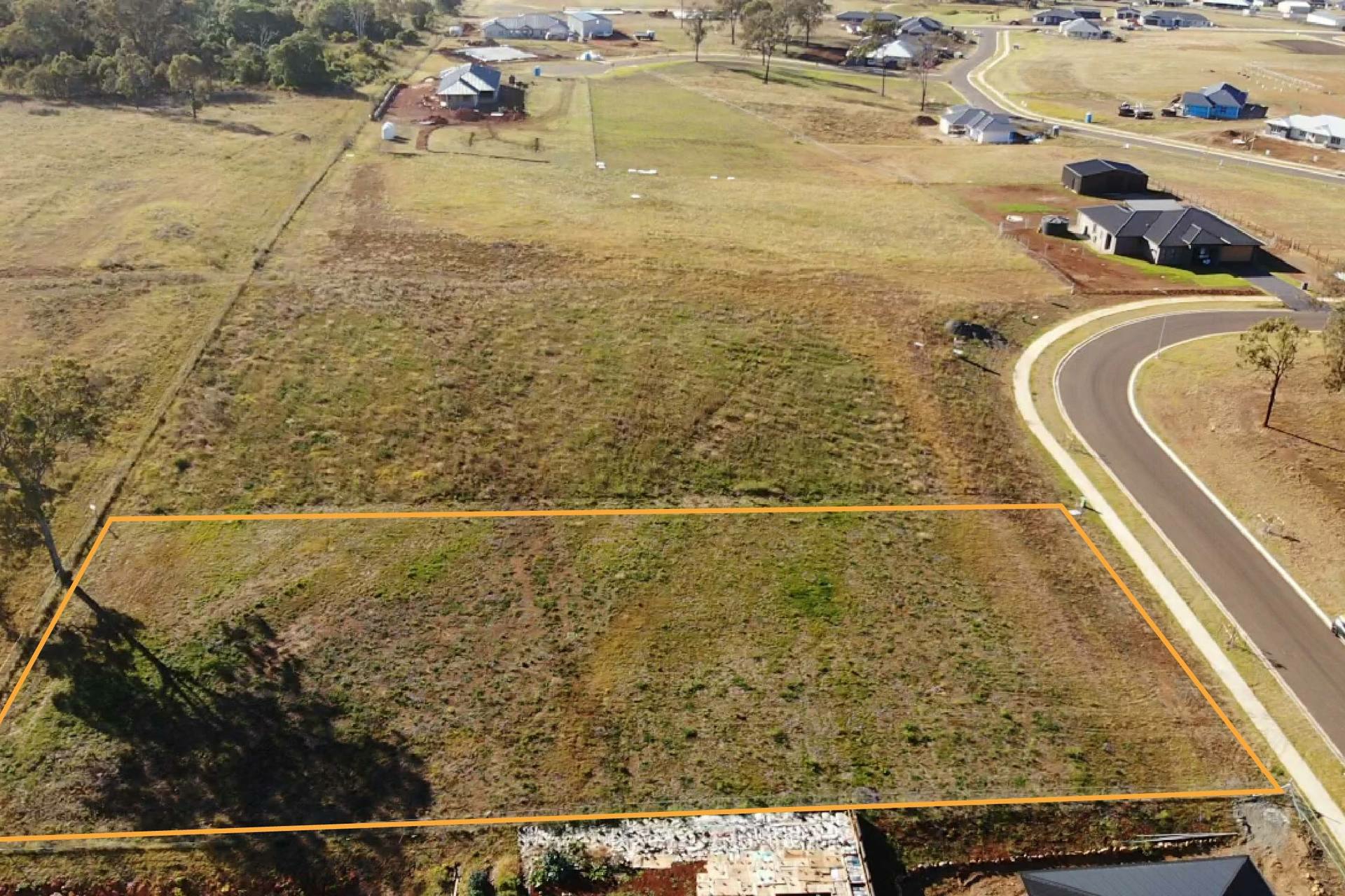 24 Daintree Crescent Meringandan West QLD - Property Details - LJ Hooker