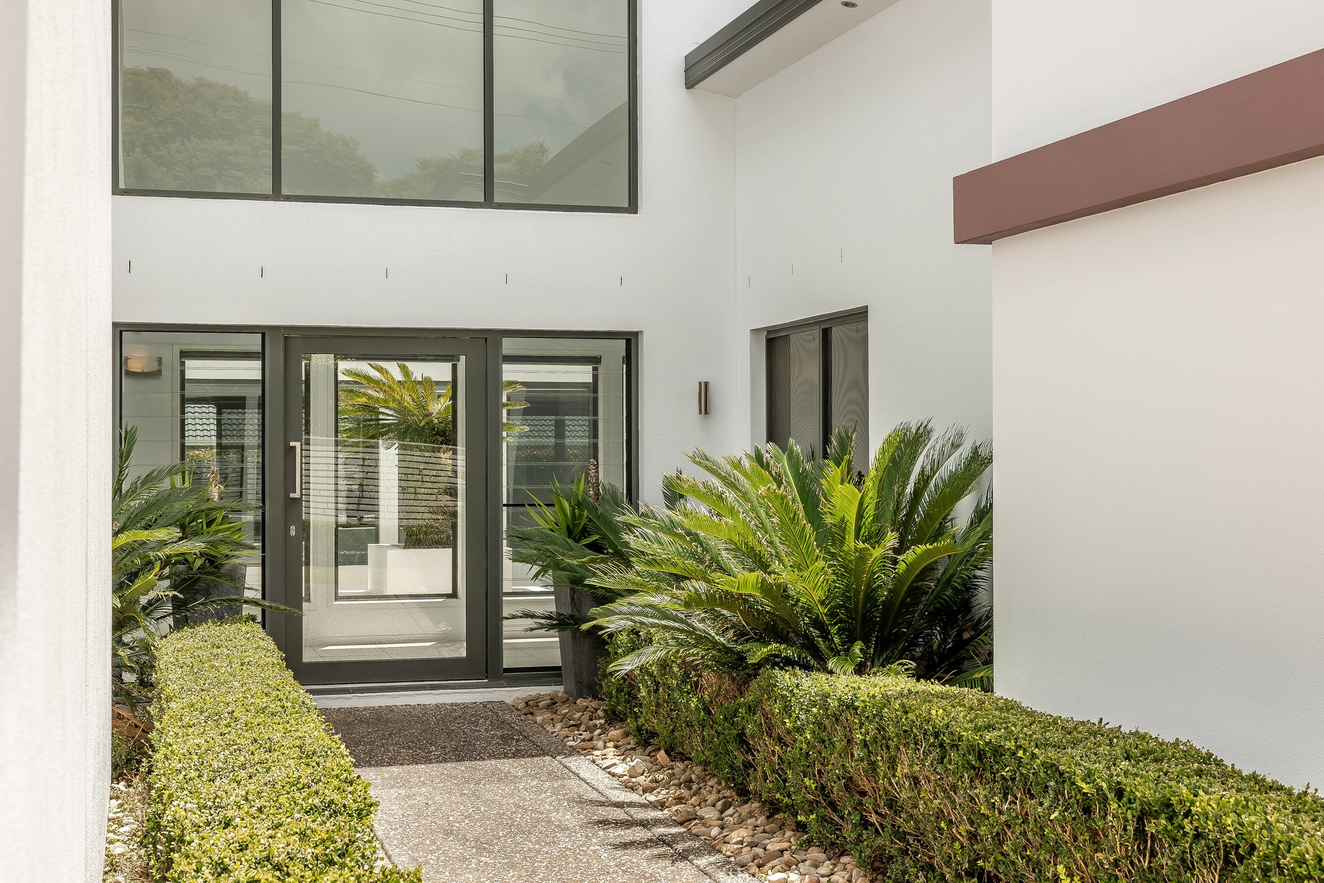 97 Spring Street Middle Ridge QLD - Property Details - LJ Hooker