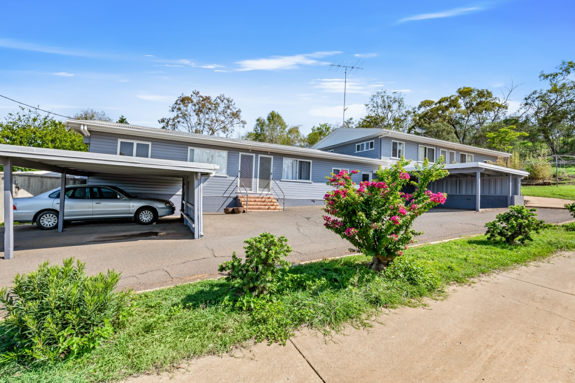 2/36 Toowoomba Road Oakey QLD - Property Details - LJ Hooker