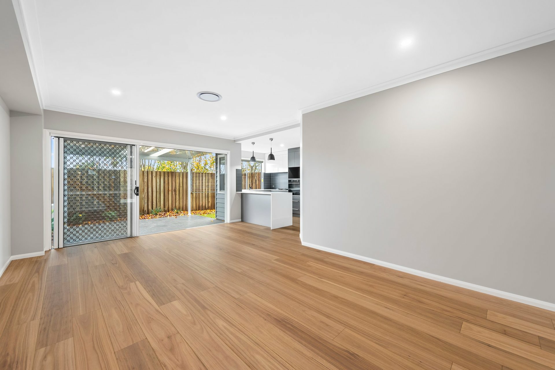 4/43 Long Street Rangeville QLD - Unit for Rent - LJ Hooker