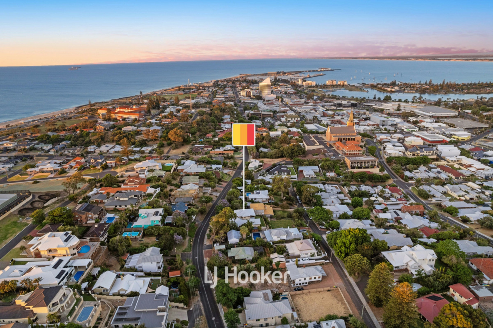25 Picton Crescent Bunbury WA - House for Sale - LJ Hooker