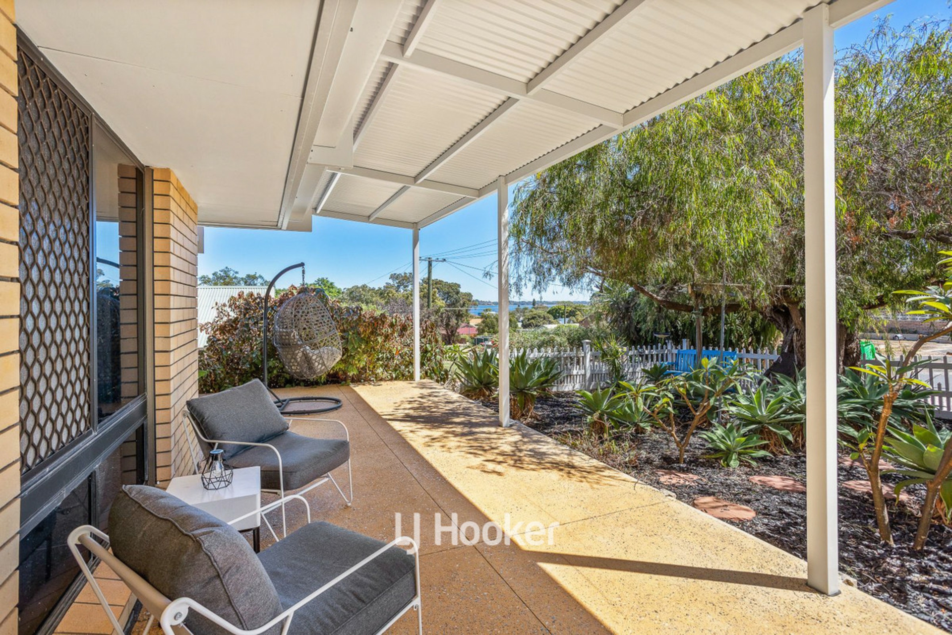 4 Rosamond Street Australind WA - Property Details - LJ Hooker