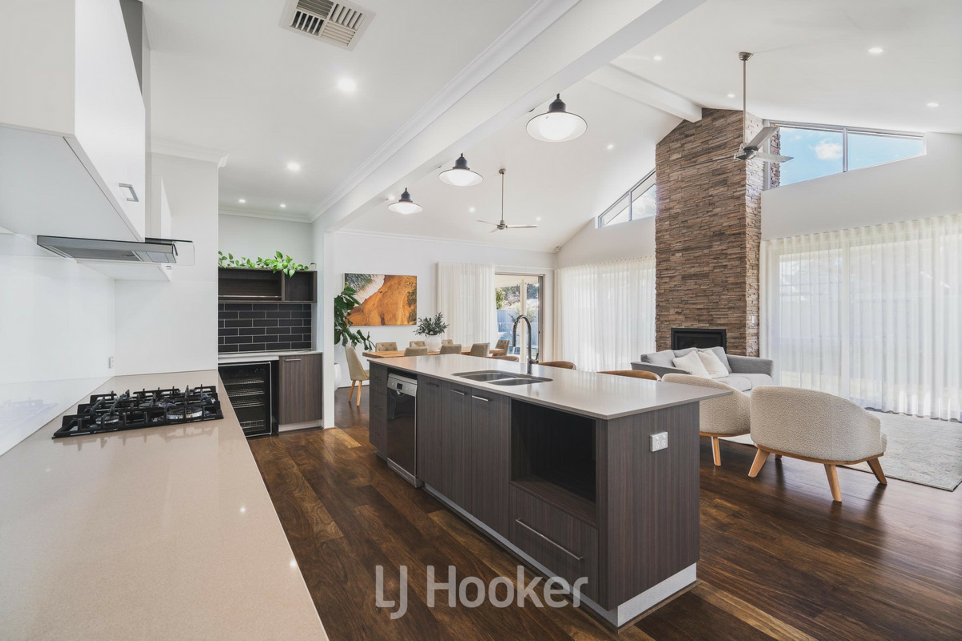 25 Cherry Hills Circle Dunsborough WA - House for Sale - LJ Hooker