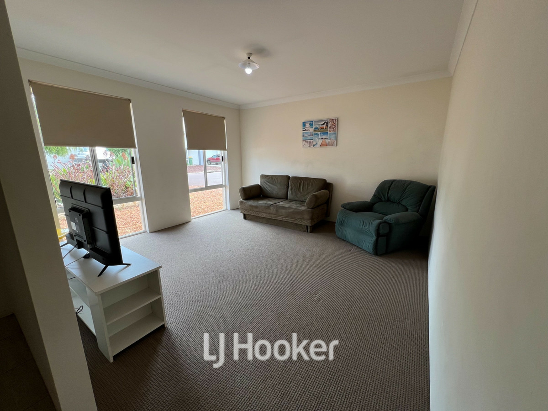 16 Stockyard Lane Geographe WA - House for Rent - LJ Hooker