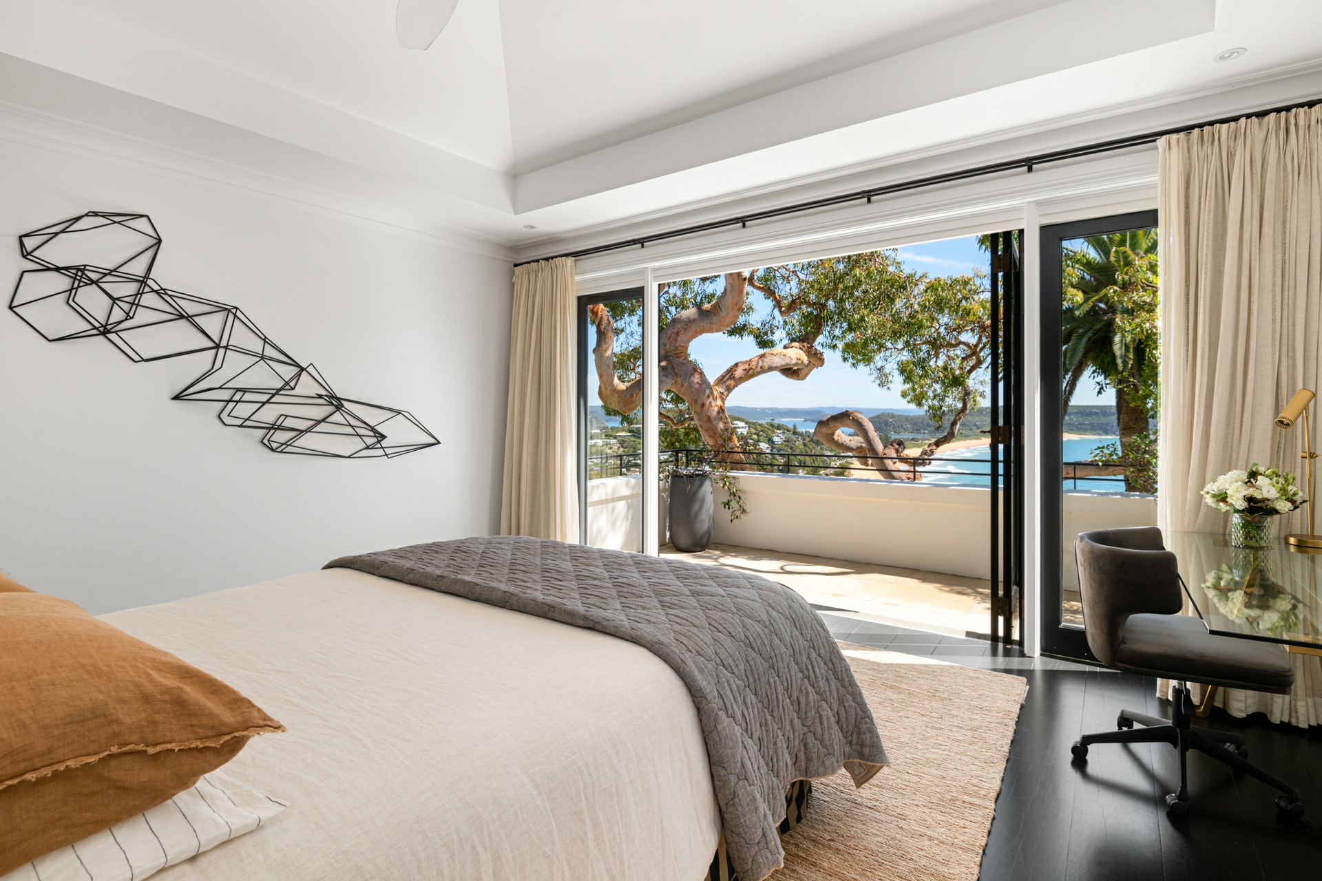 83 Pacific Road Palm Beach NSW - House for Sale - LJ Hooker