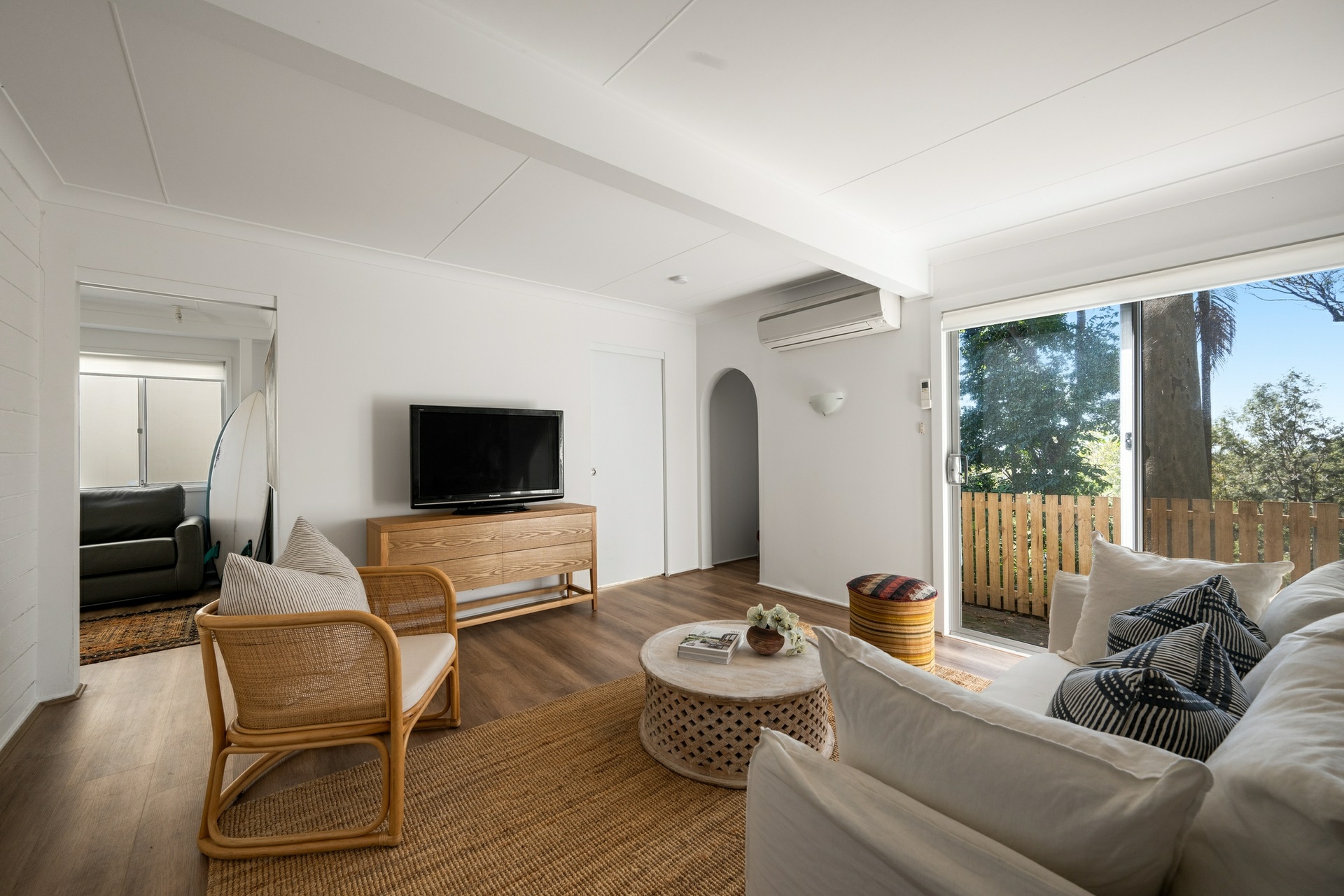 86 Riviera Avenue Avalon Beach NSW - Property Details - LJ Hooker