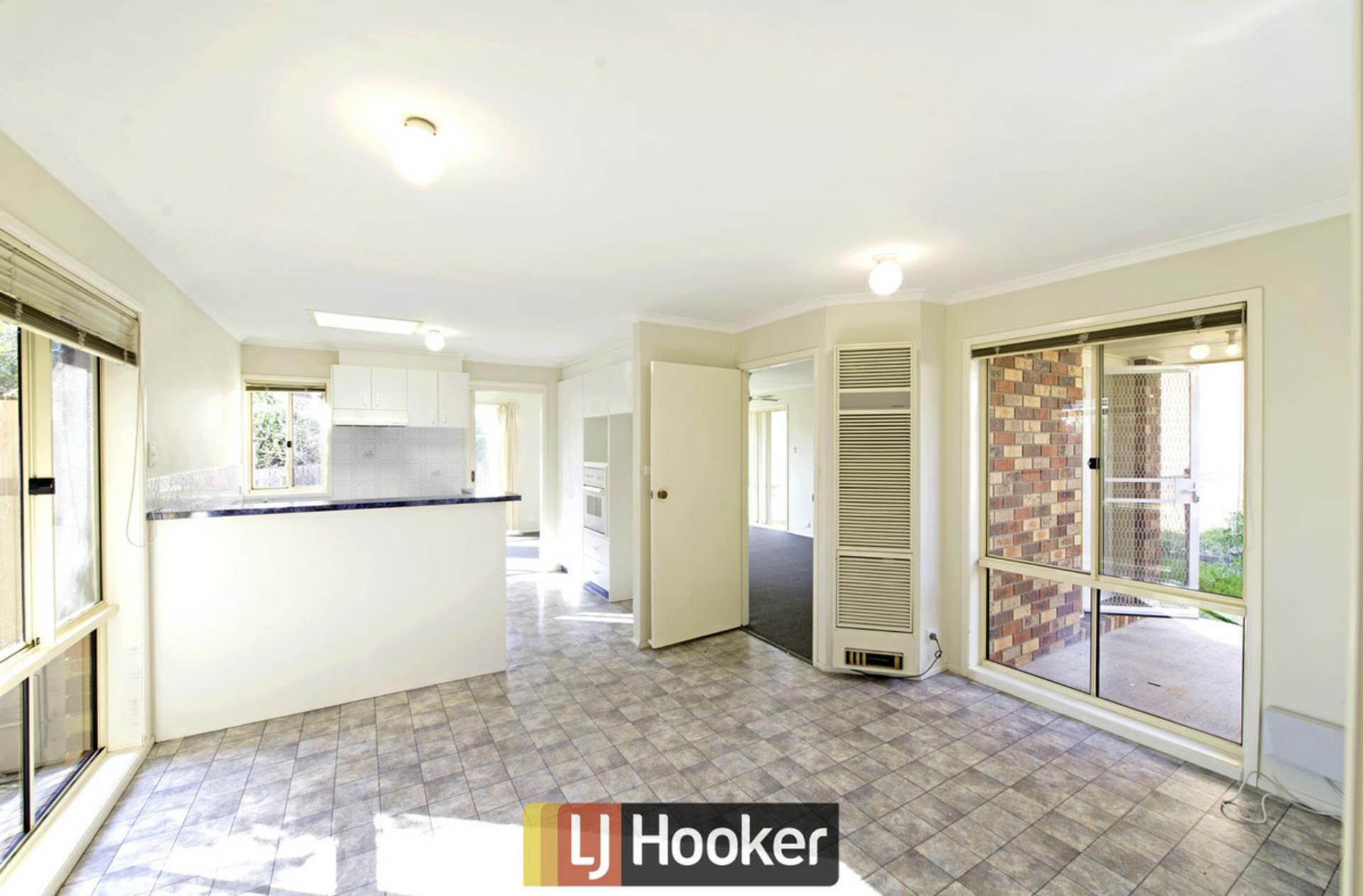 14 Hughes Crescent Ngunnawal ACT - Property Details - LJ Hooker