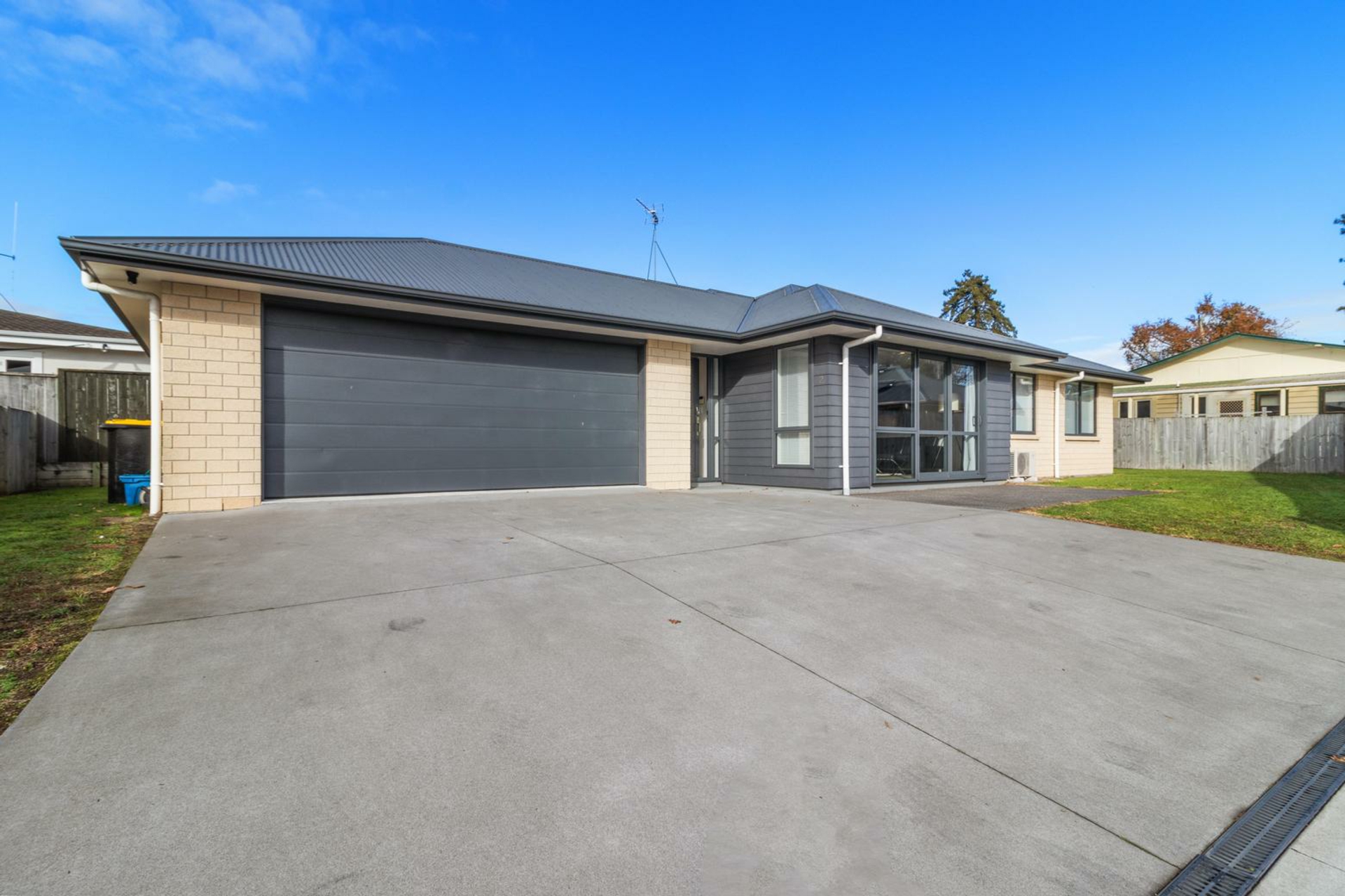 2/19 Goldsmith Street Cambridge - House for Sale - LJ Hooker