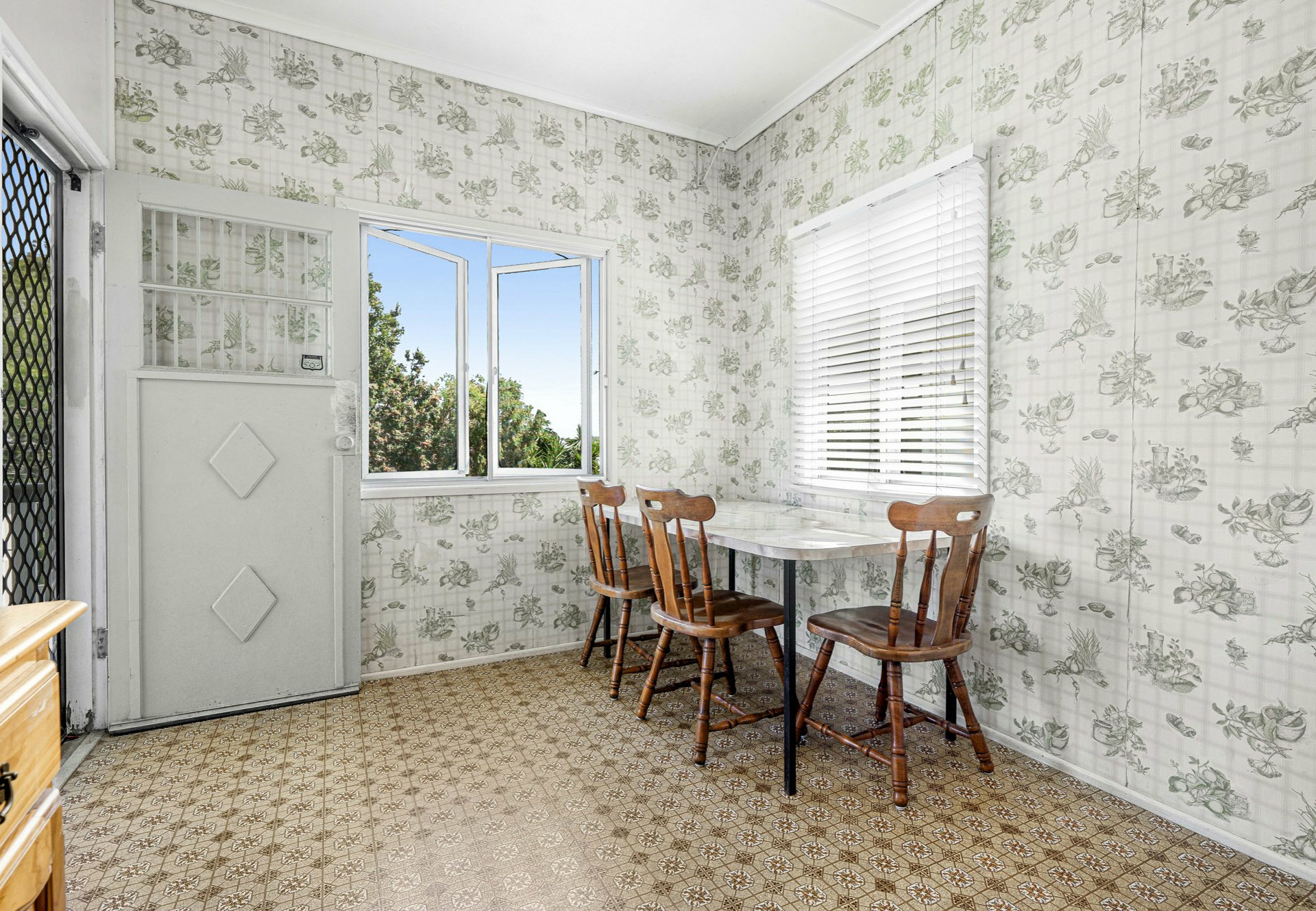 9 Walter Street Murarrie QLD - Property Details - LJ Hooker
