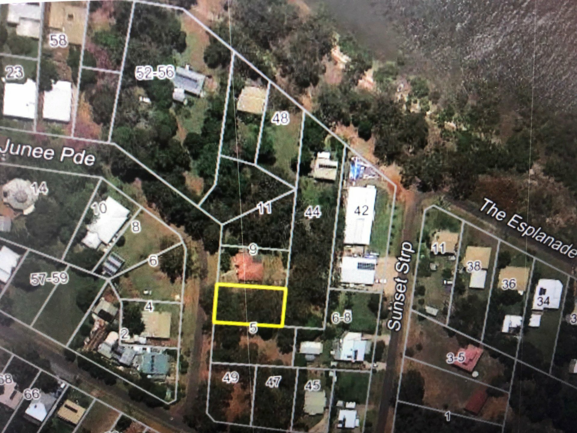 7 Junee Parade Karragarra Island QLD - Property Details - LJ Hooker