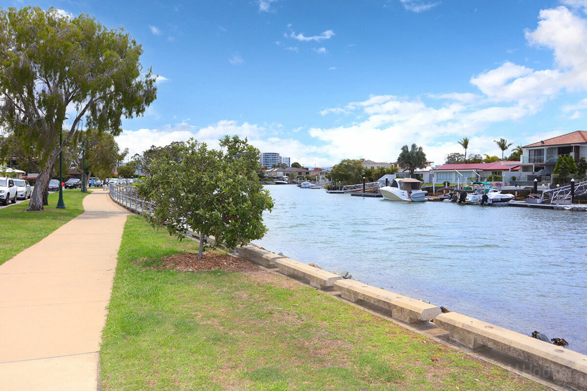 22 Burrows Street Biggera Waters QLD - House for Sale - LJ Hooker