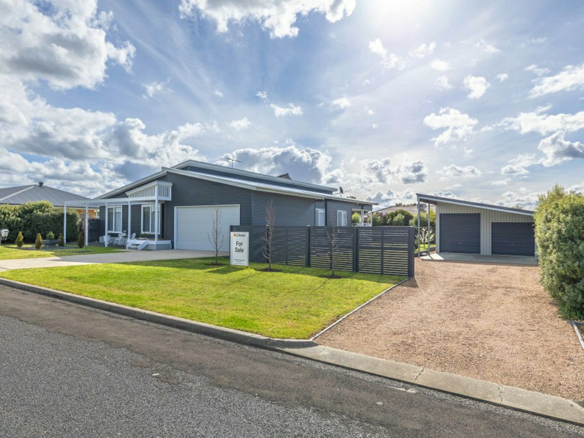 3 Landfall Avenue Newlands Arm VIC - House for Sale - LJ Hooker