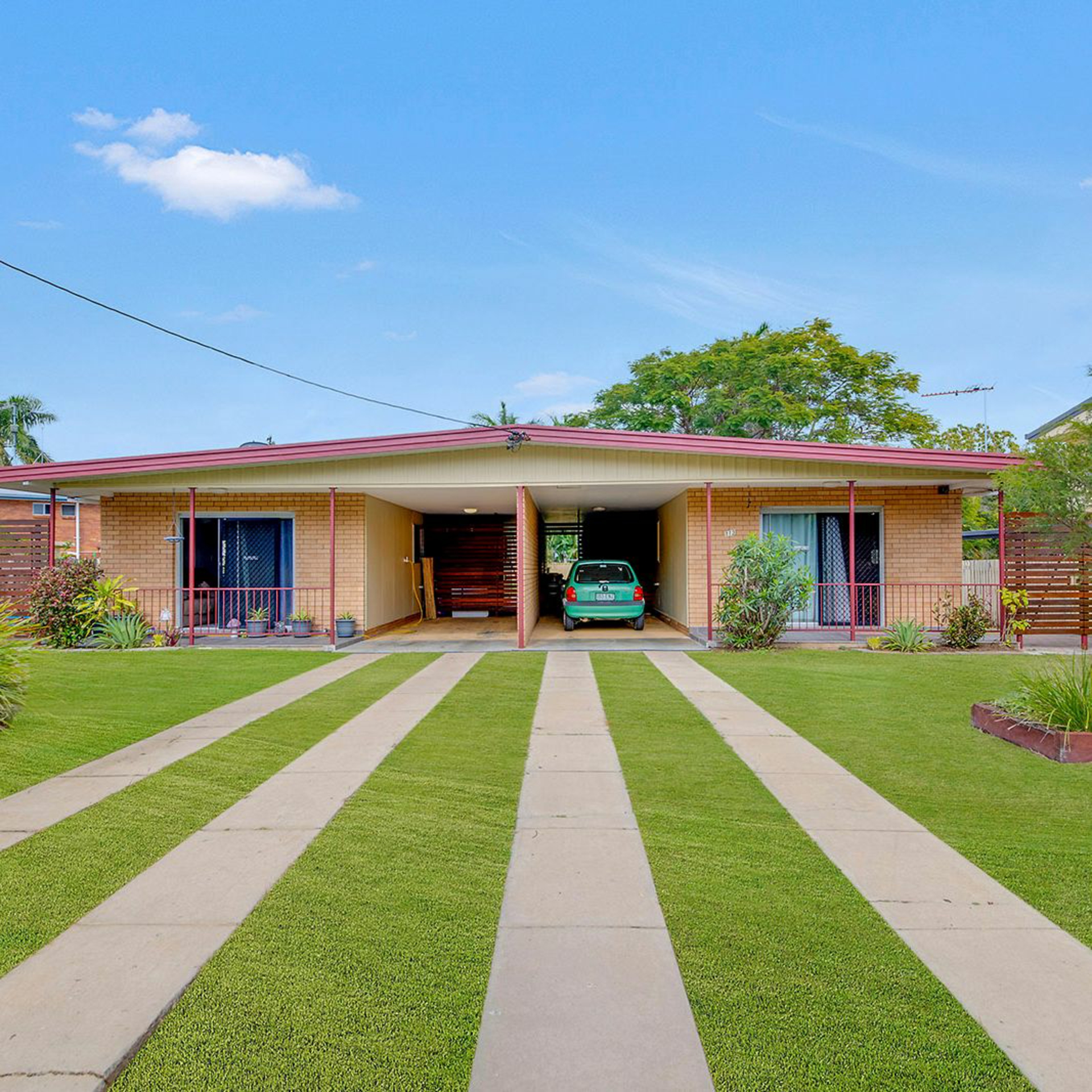 1/113 Menzies Street Park Avenue QLD - Property Details - LJ Hooker
