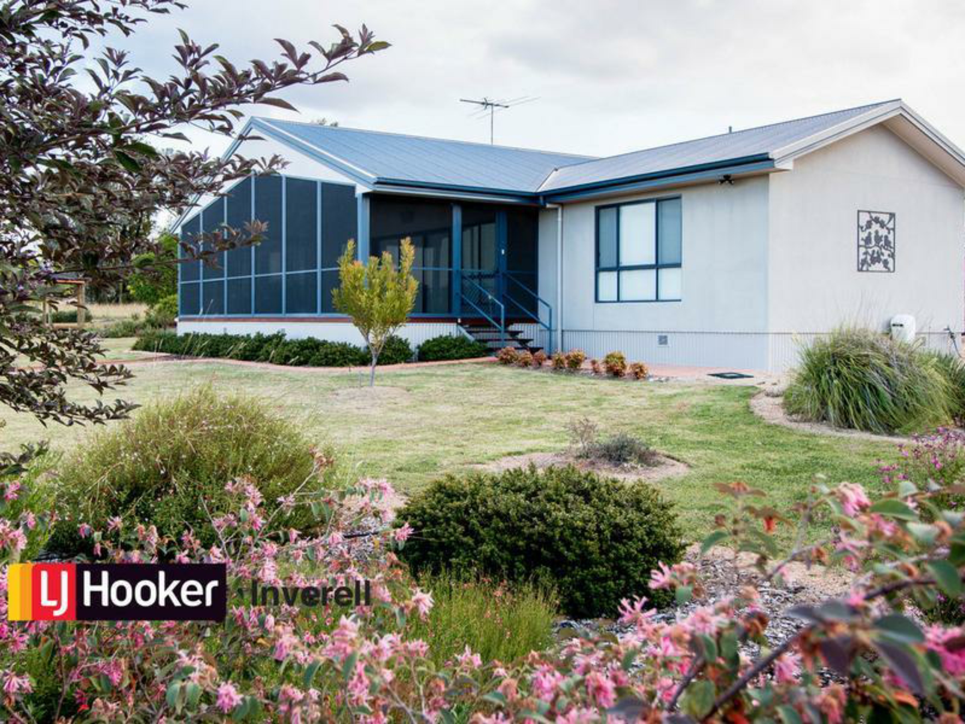22 Hampton Court Inverell NSW - Property Details - LJ Hooker