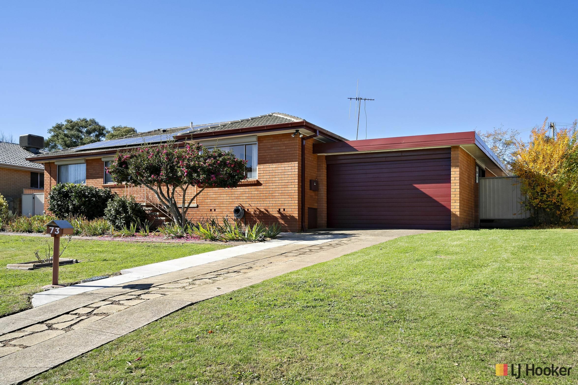 73 Shakespeare Crescent Fraser ACT - Property Details - LJ Hooker