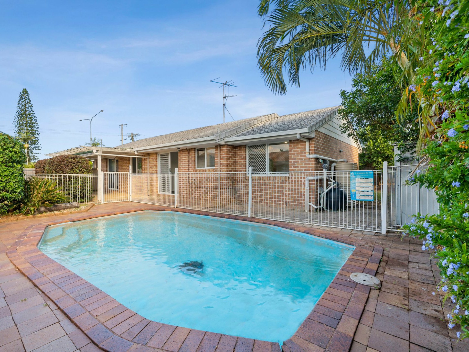 504 Nicklin Way Wurtulla QLD - Property Details - LJ Hooker
