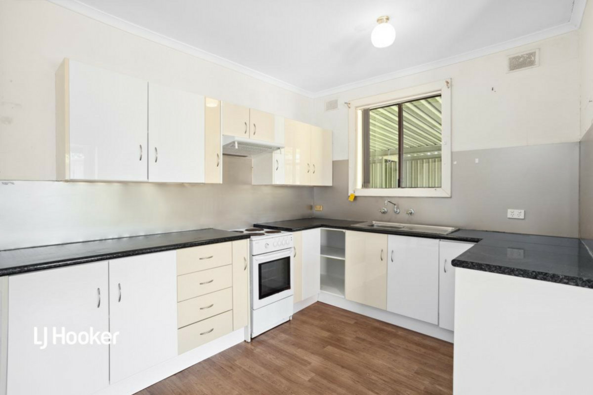 4 Wilson Street Elizabeth Downs SA - Property Details - LJ Hooker