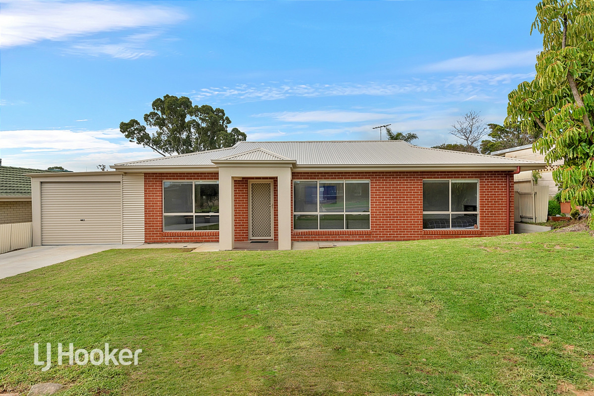 12 Brunel Drive Modbury Heights SA - Property Details - LJ Hooker