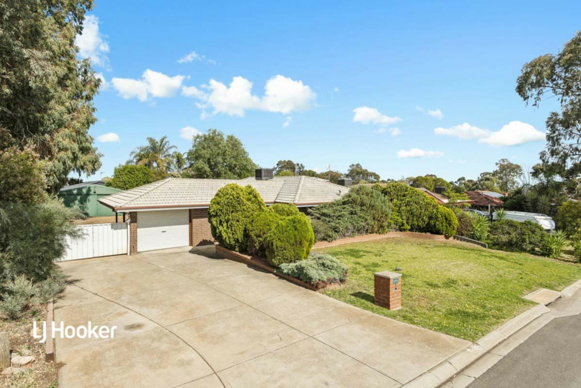 19 Ina Close Craigmore SA - Property Details - LJ Hooker