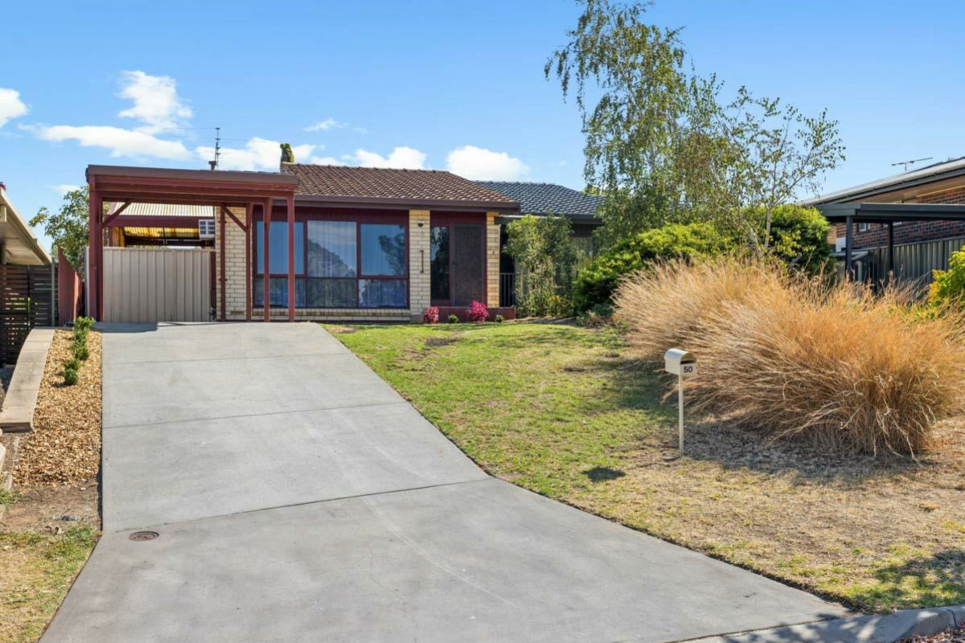 50 De Sassenay Crescent Modbury Heights SA - Property Details - LJ Hooker