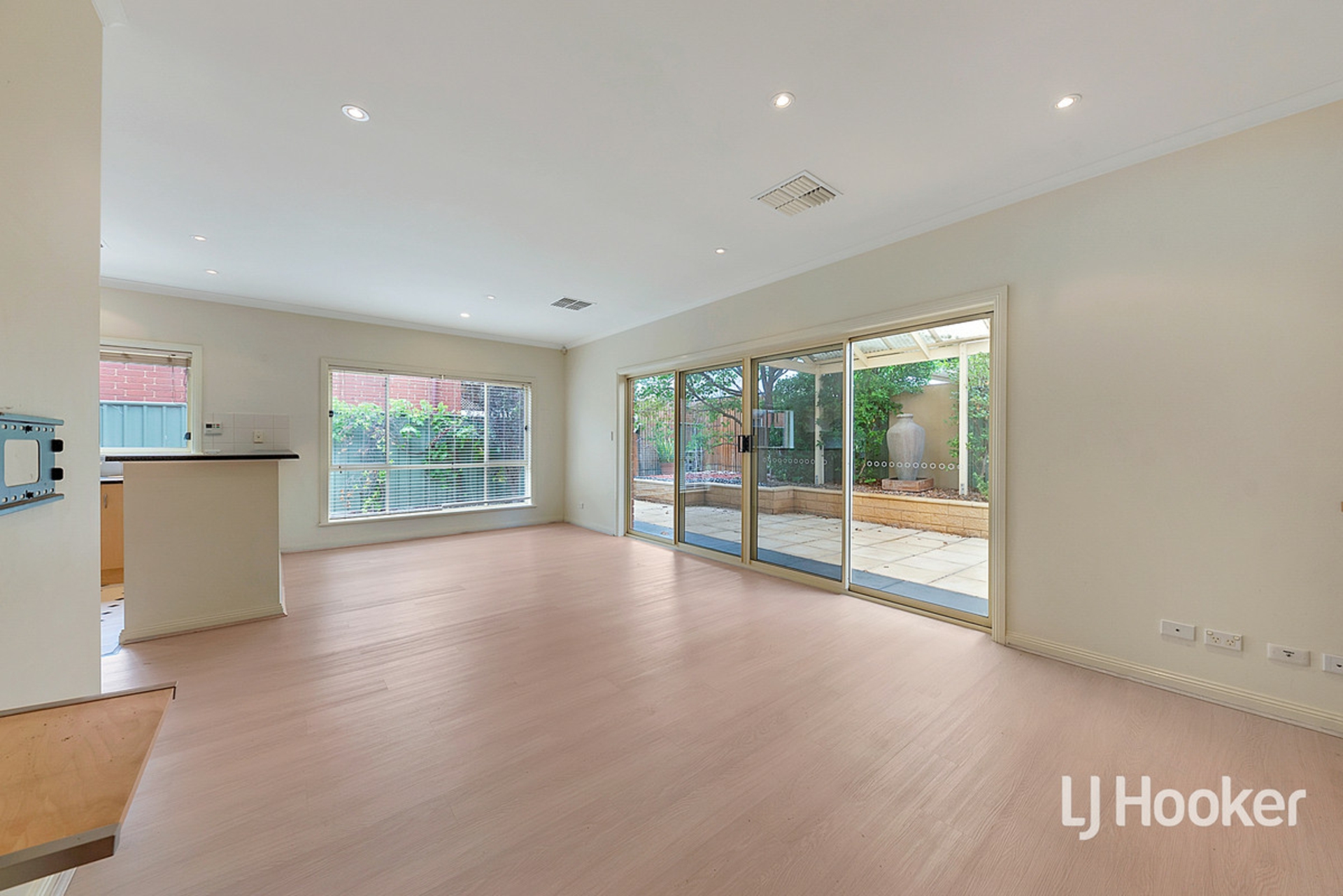 47 Mallard Crescent Mawson Lakes SA - Property Details - LJ Hooker