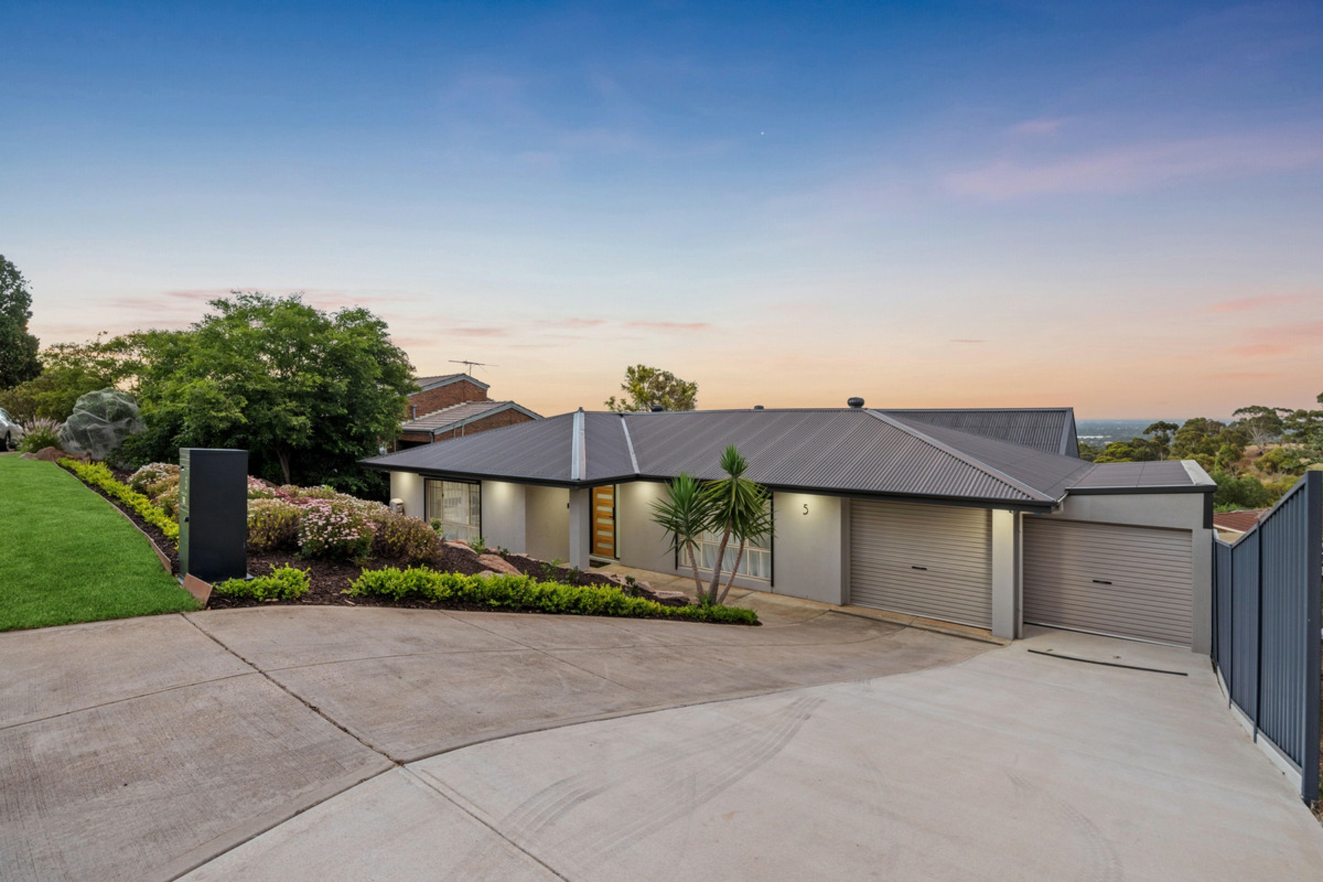 5 Wilkins Court Wynn Vale SA - Property Details - LJ Hooker