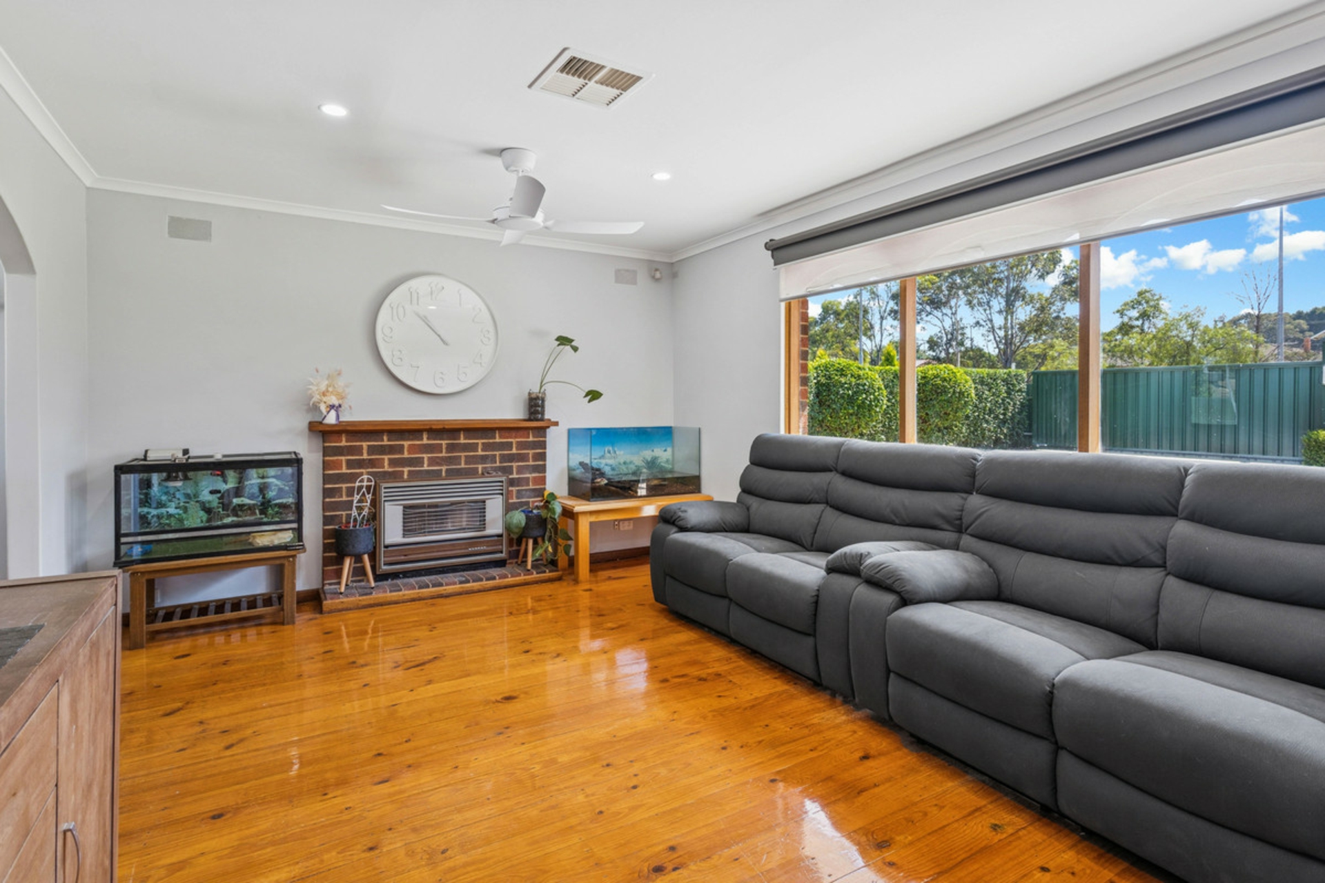 63 Collingbourne Drive Elizabeth Vale SA - House for Sale - LJ Hooker