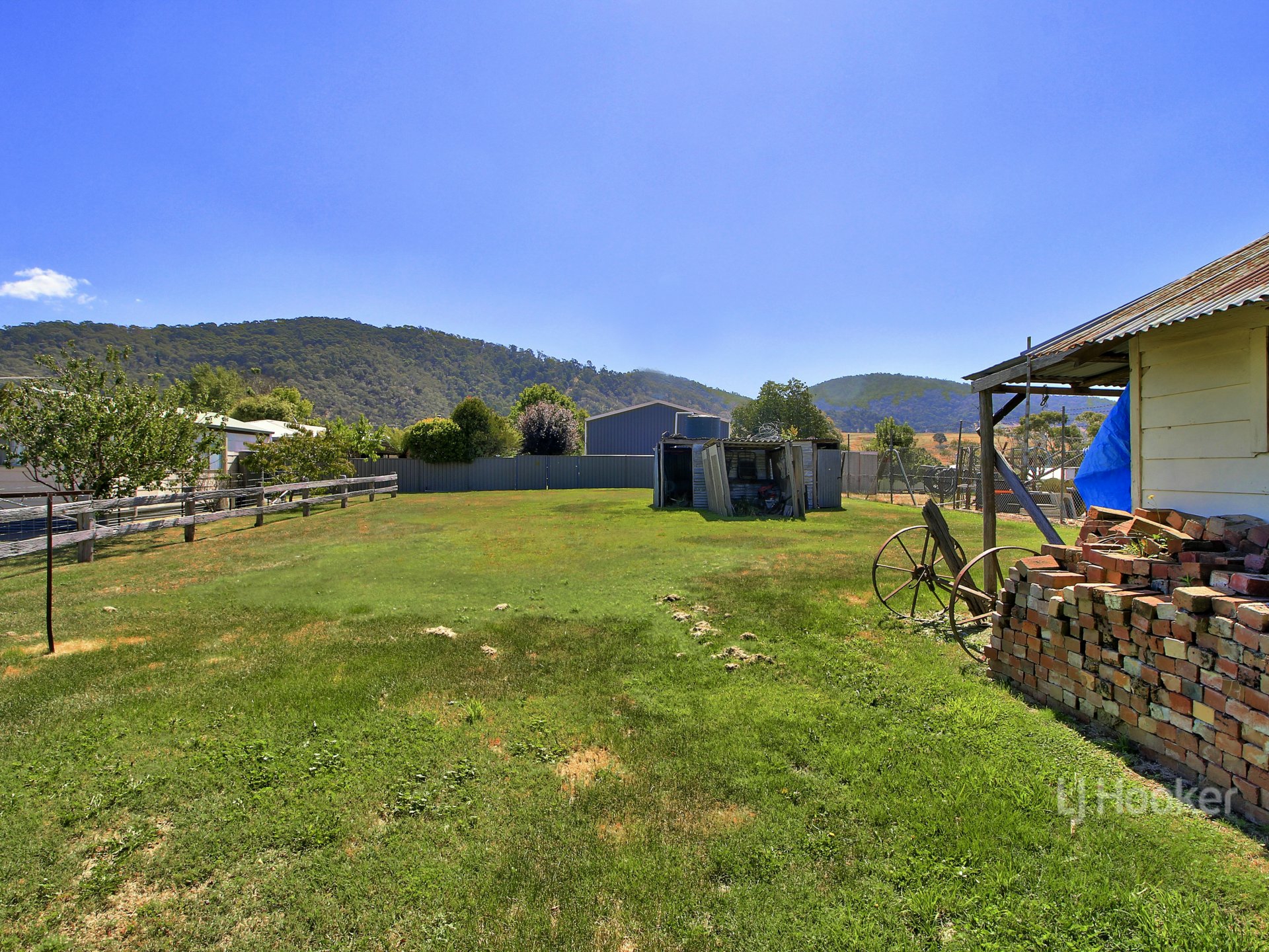 110 Day Avenue Omeo VIC - House for Sale - LJ Hooker