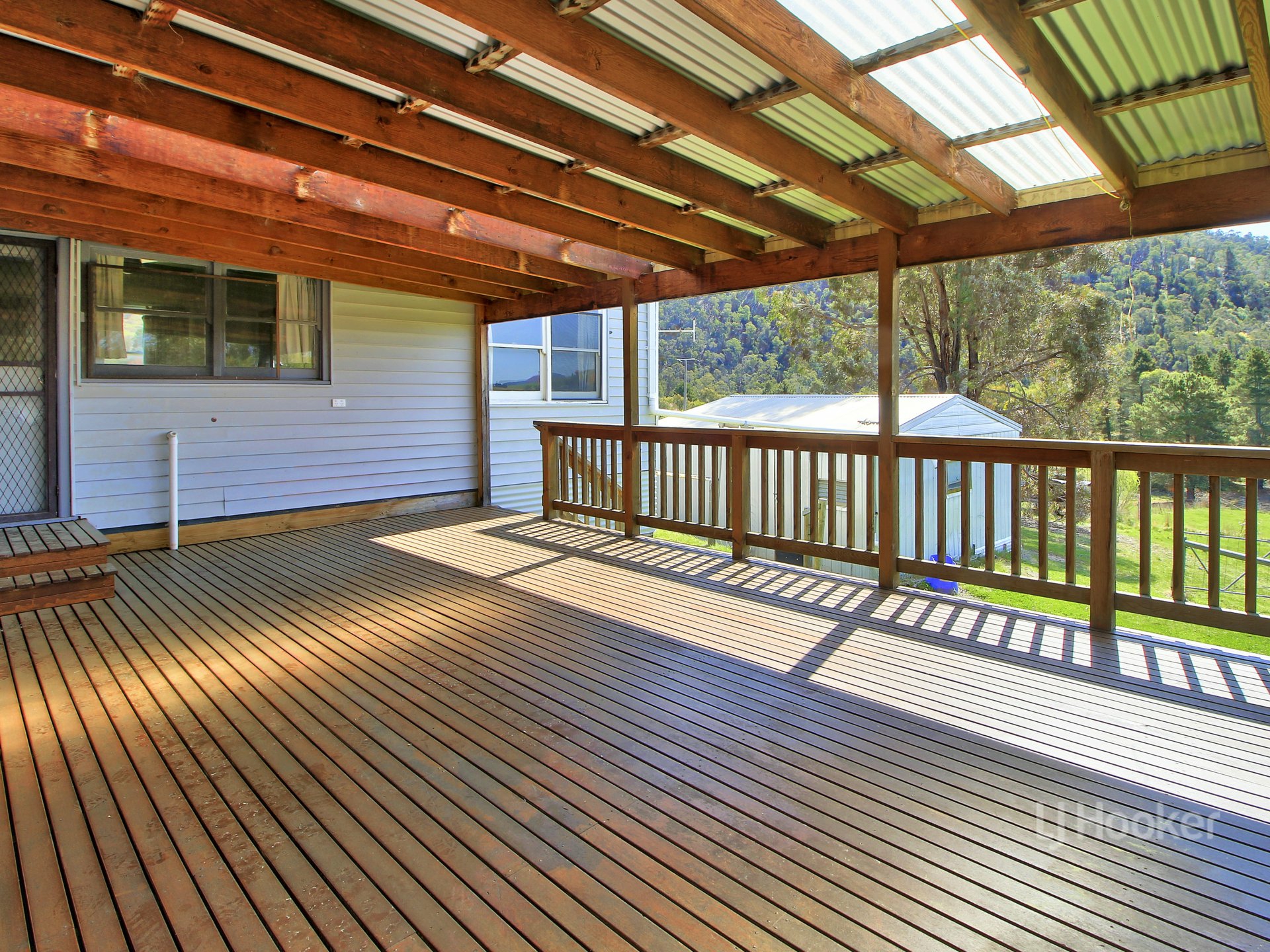 244 Day Avenue Omeo VIC - House for Sale - LJ Hooker