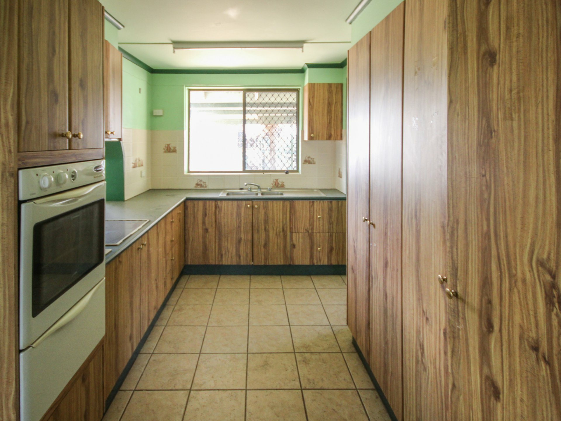 6 Power Crescent Katherine NT - Property Details - LJ Hooker