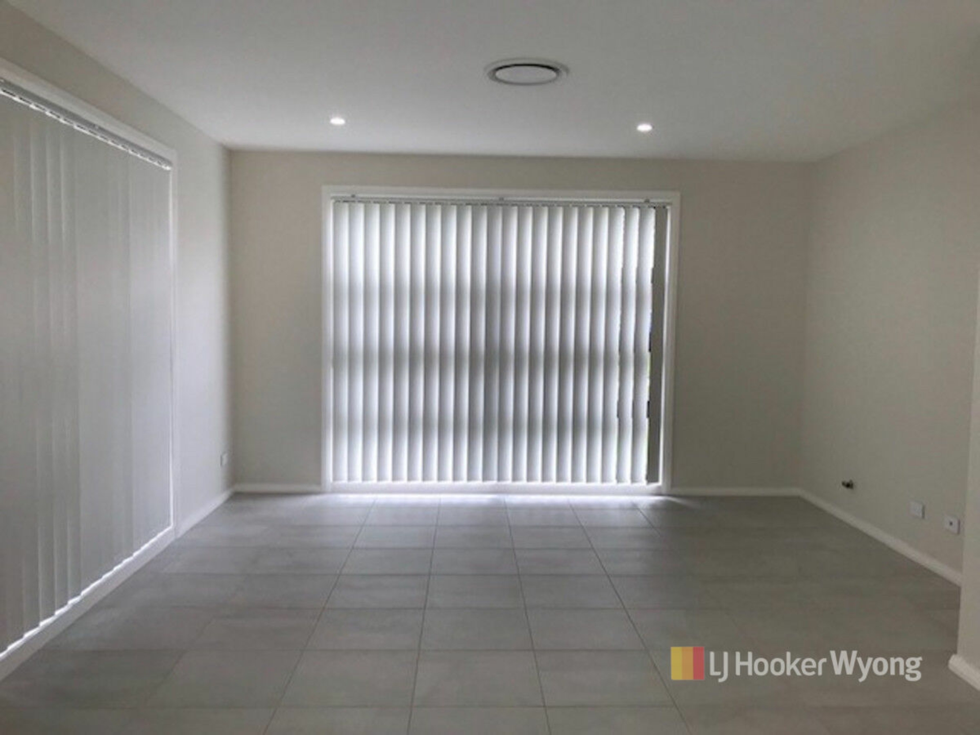 11 Fauna Place Watanobbi NSW - Property Details - LJ Hooker
