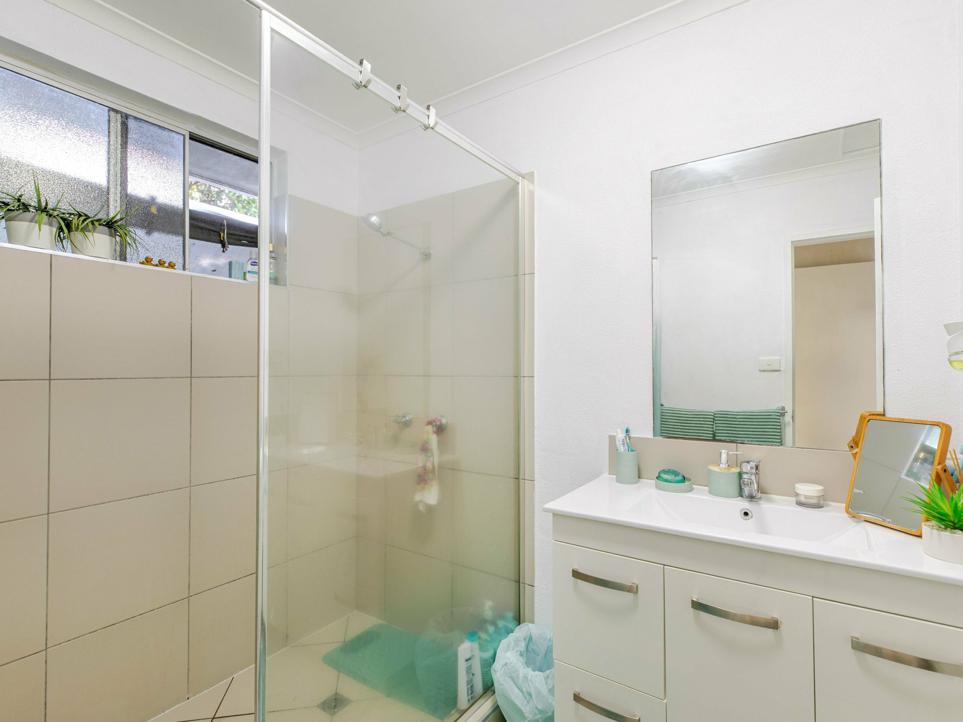 1 & 2/25 Pecten Avenue Port Douglas QLD - DuplexSemi-detached for Sale ...