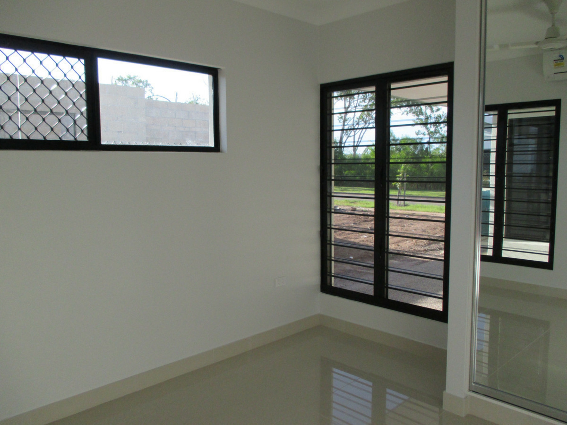 1/9 Bailey Crescent Muirhead NT - Property Details - LJ Hooker