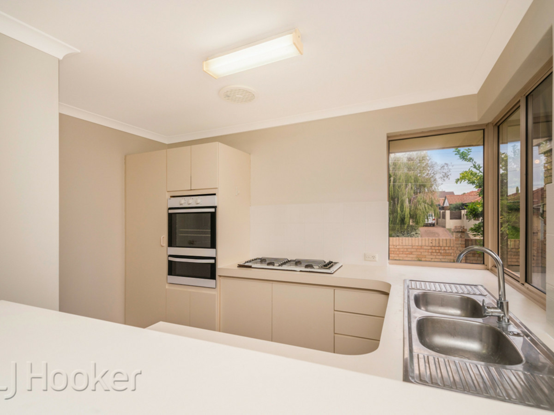7/28 Peninsula Road Maylands WA - Property Details - LJ Hooker