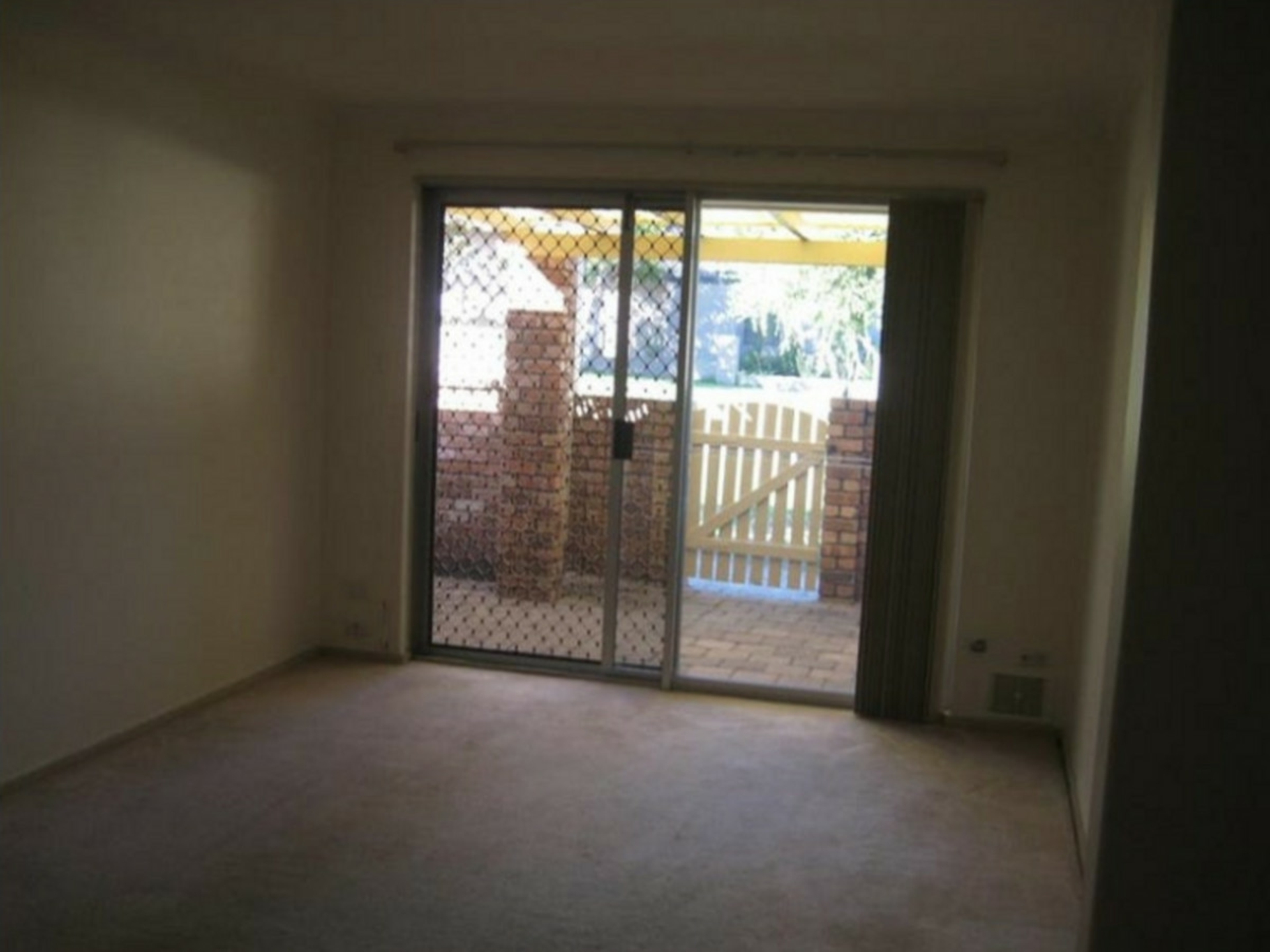 9/121 Hayes Avenue Yokine WA - Villa for Rent - LJ Hooker