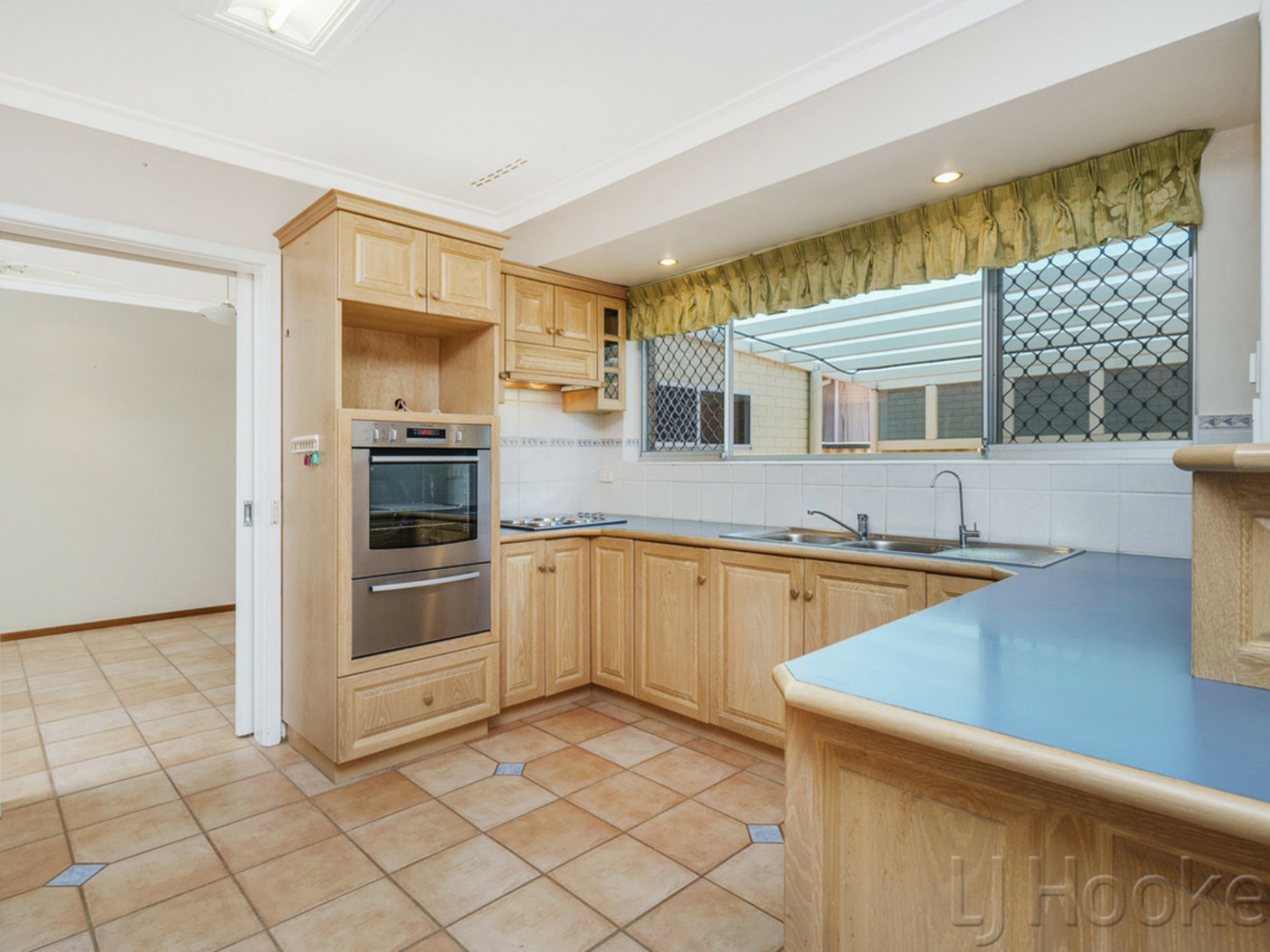 19A Cooper Road Morley WA - Property Details - LJ Hooker