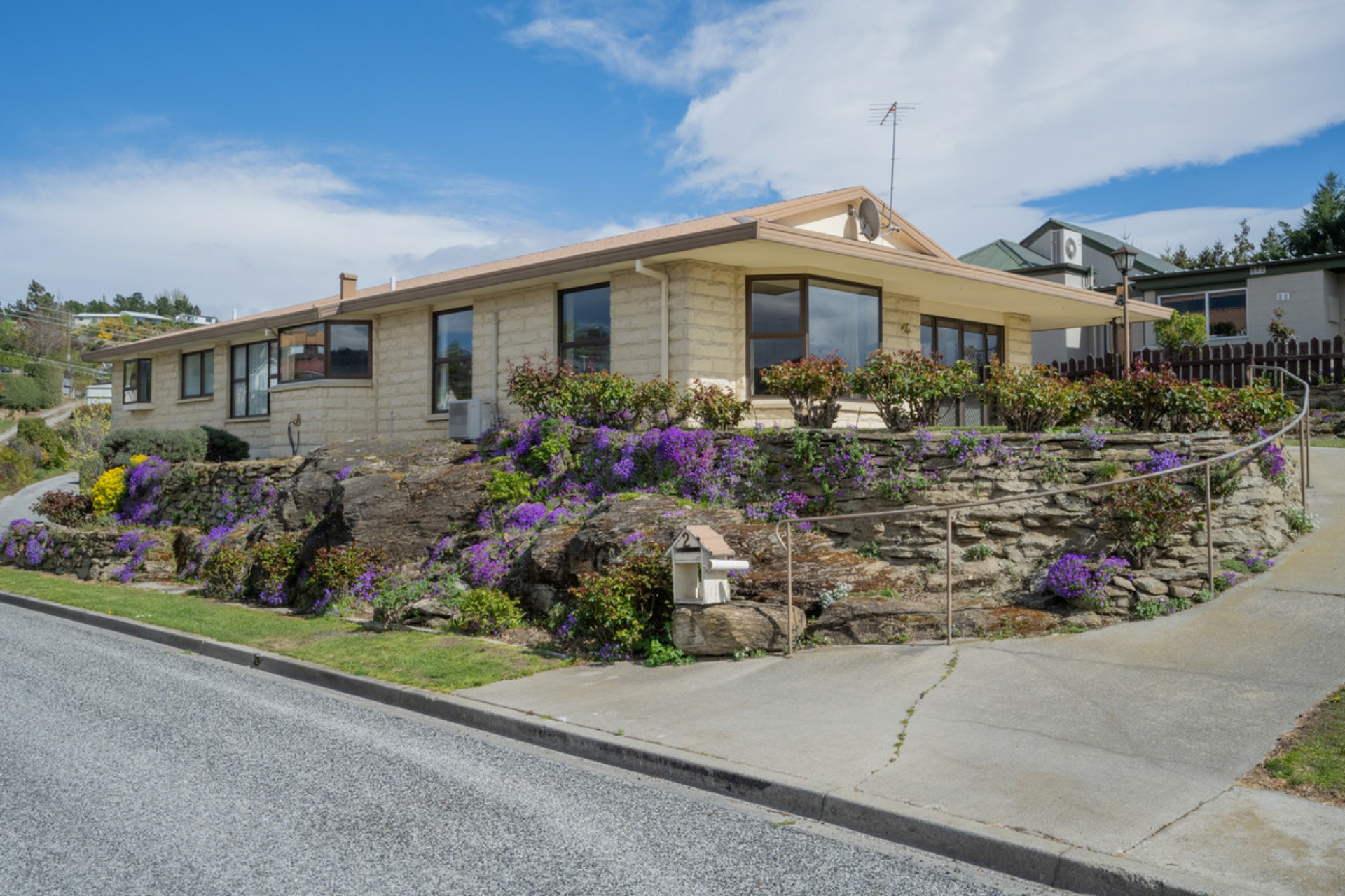 2 Hart Place Alexandra - Property Details - LJ Hooker