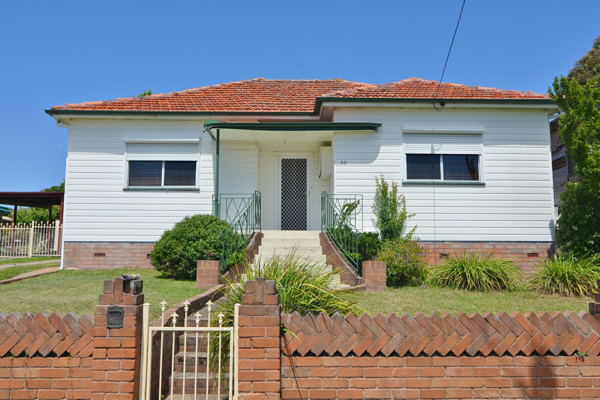86 Martini Parade Lithgow NSW - Property Details - LJ Hooker