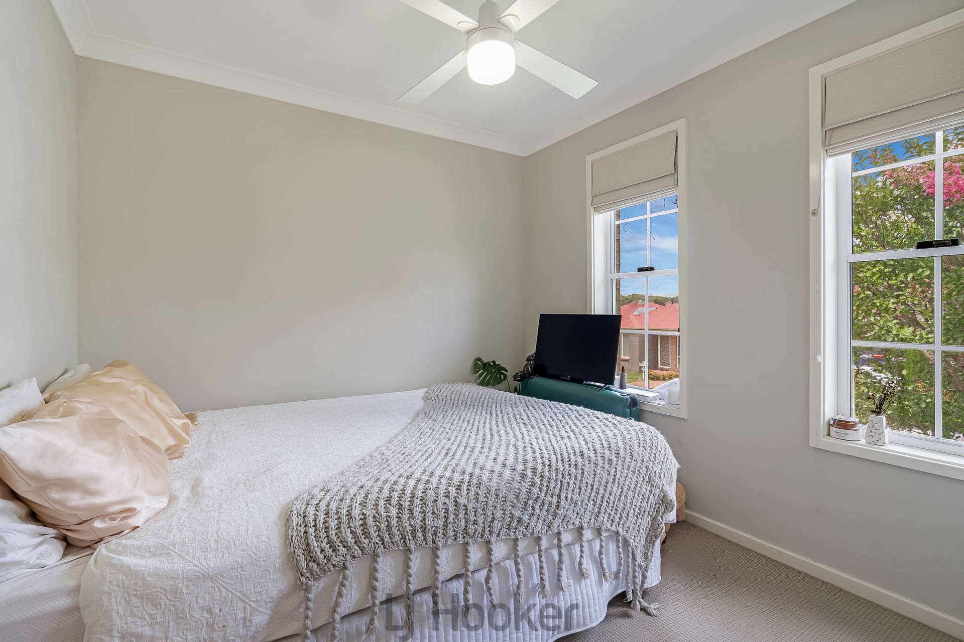 31 Harmony Crescent Mount Hutton NSW - Property Details - LJ Hooker
