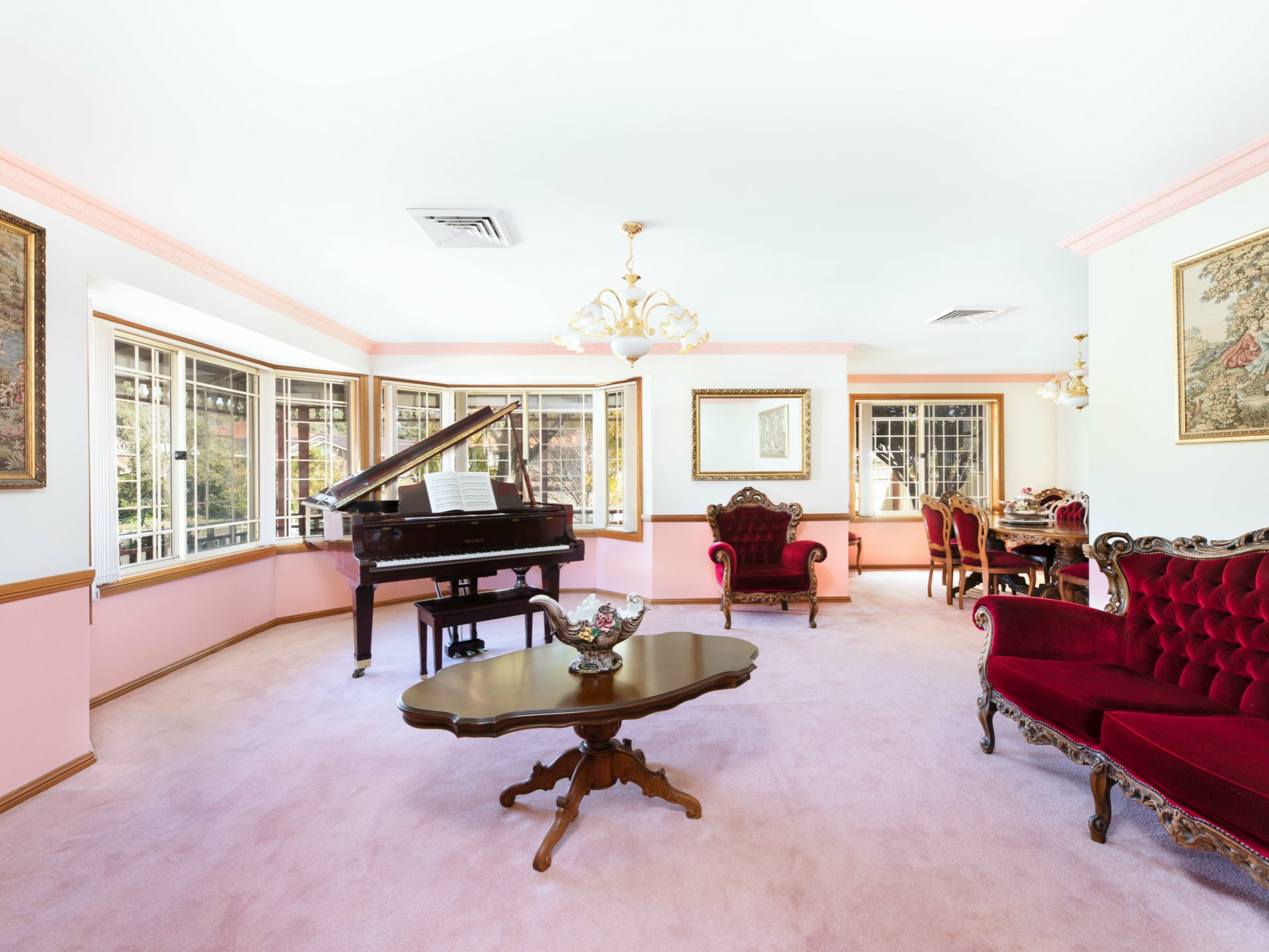 1 Kirkton Place Edensor Park NSW - Property Details - LJ Hooker