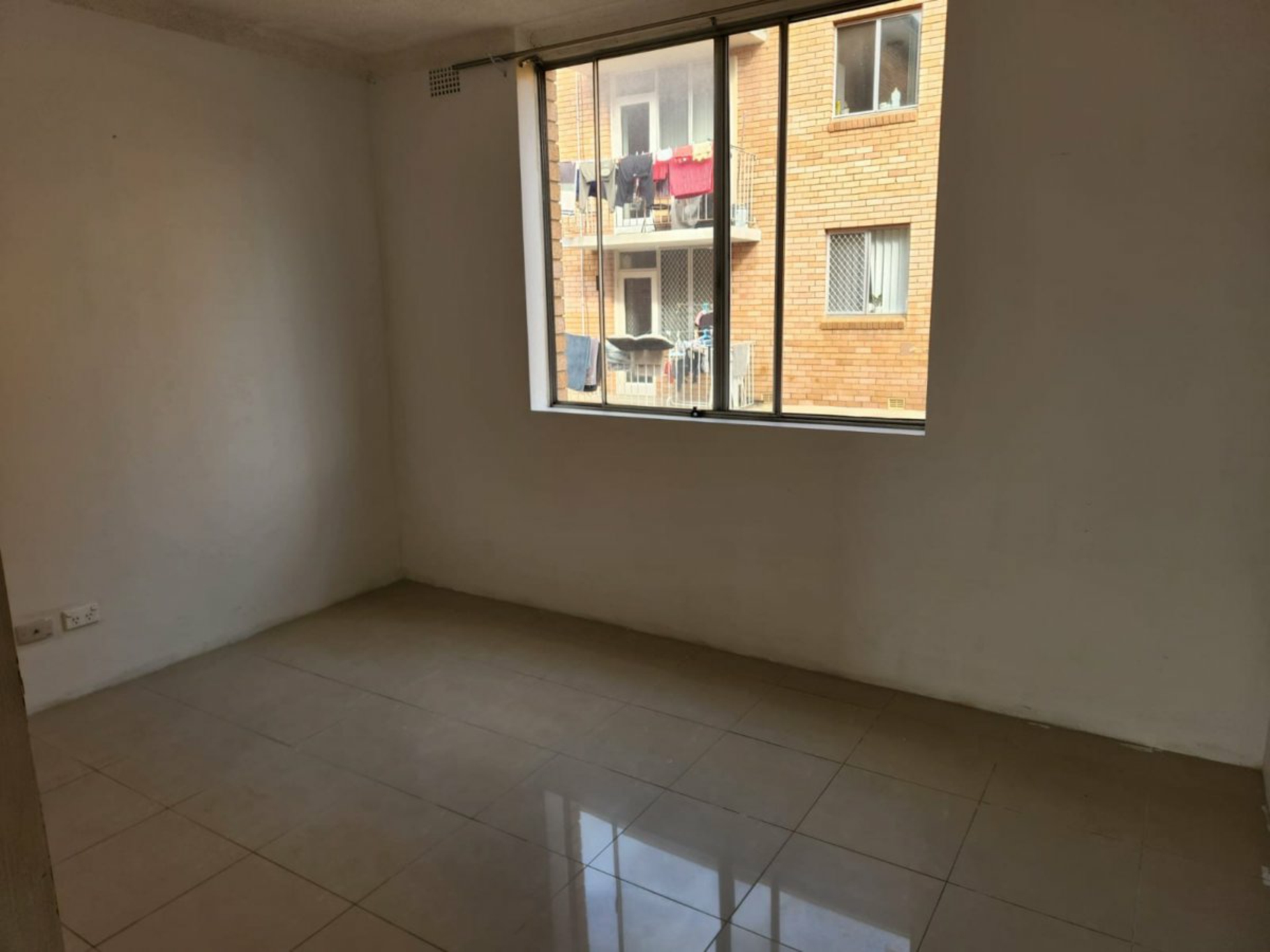 132-134 Lansdowne Road Canley Vale NSW - Unit for Rent - LJ Hooker